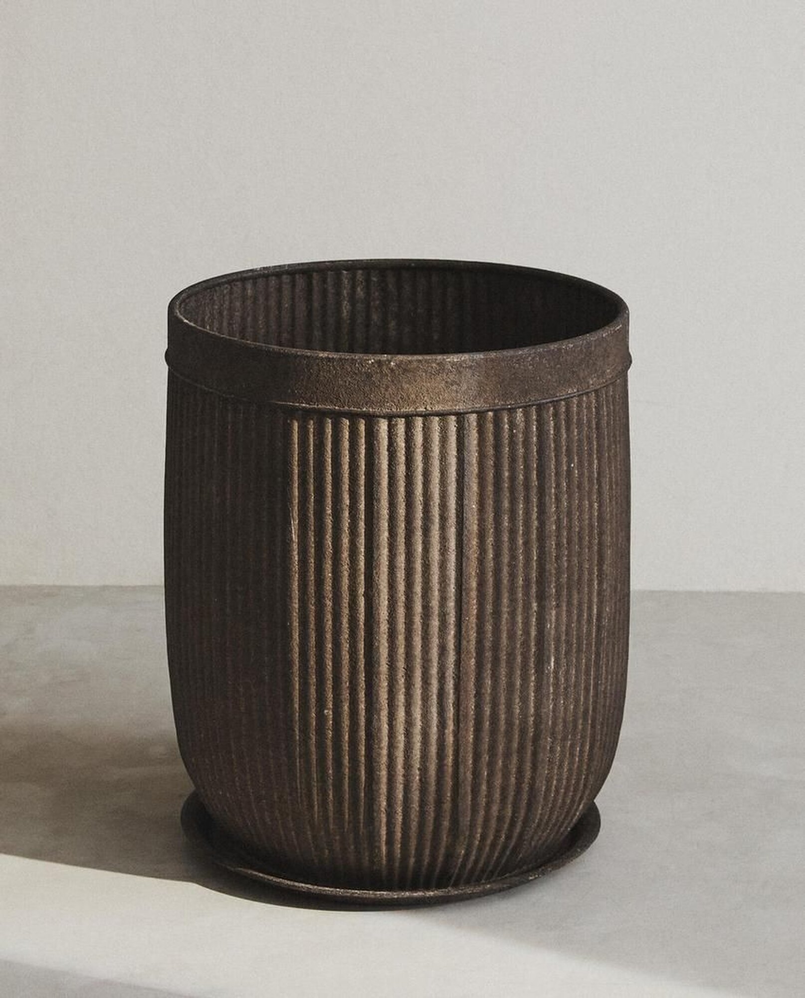Горшок ZARA HOME 0374/043/728, металлический, с эффектом состаривания