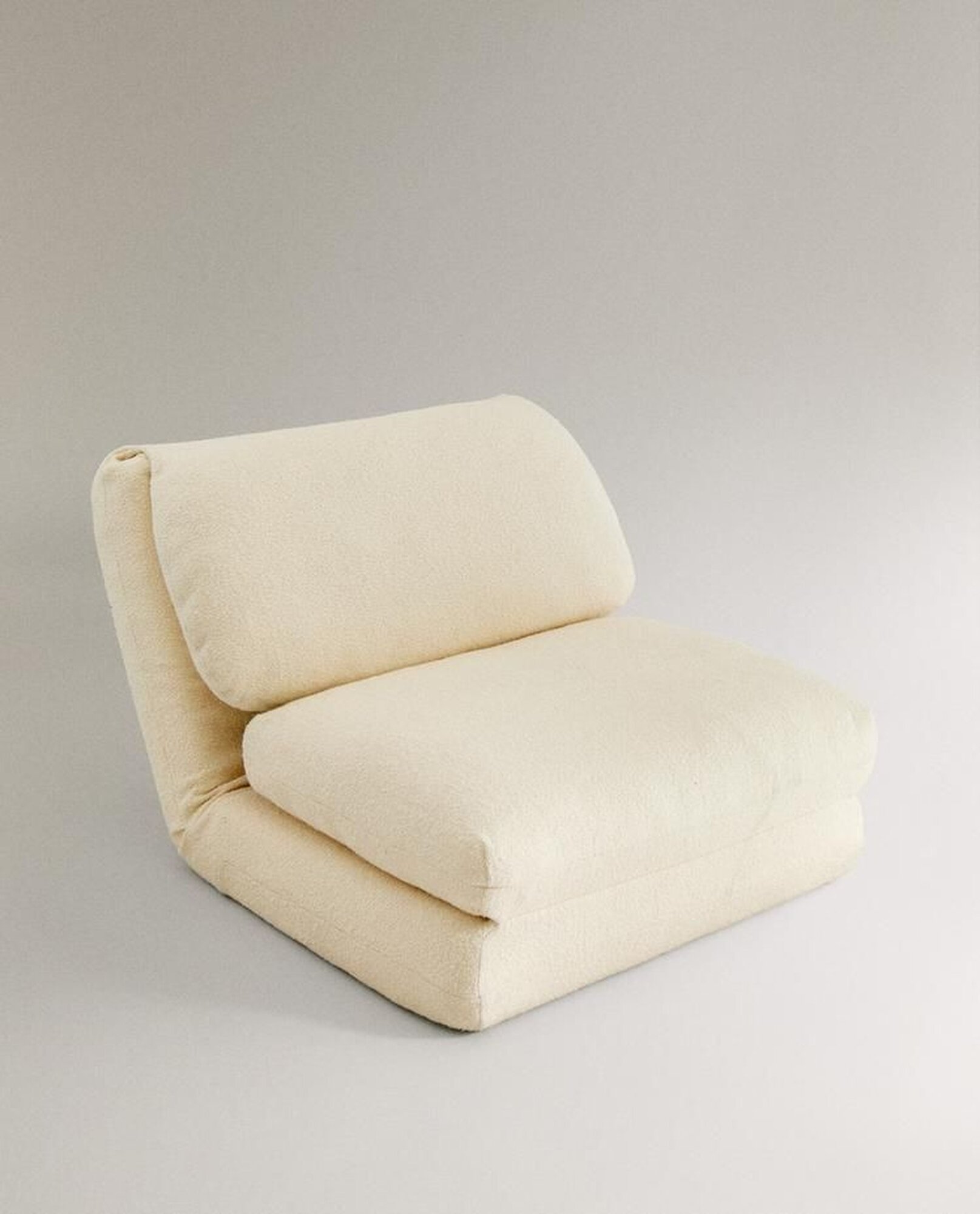 Складной стул zara home sk adany fotel jednoosobowy z tkaniny boucl , экрю, 71.5 x 89.5 x 82.5 см 8369/073/712-99