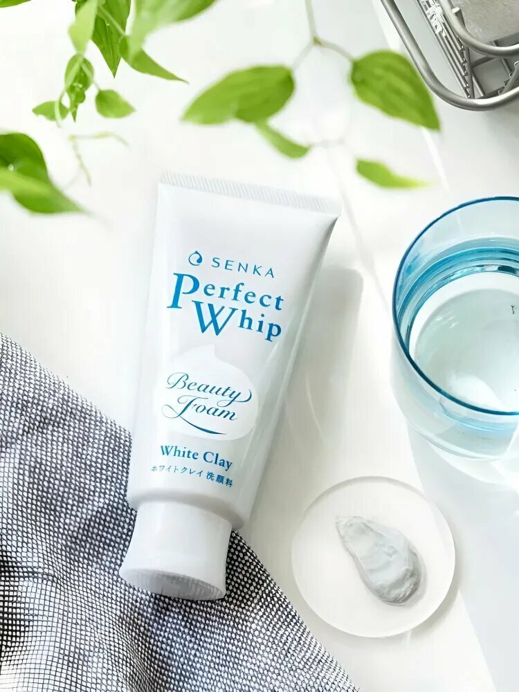 SENKA Японская пенка для умывания с белой глиной / Senka Perfect White Clay, 120 г.