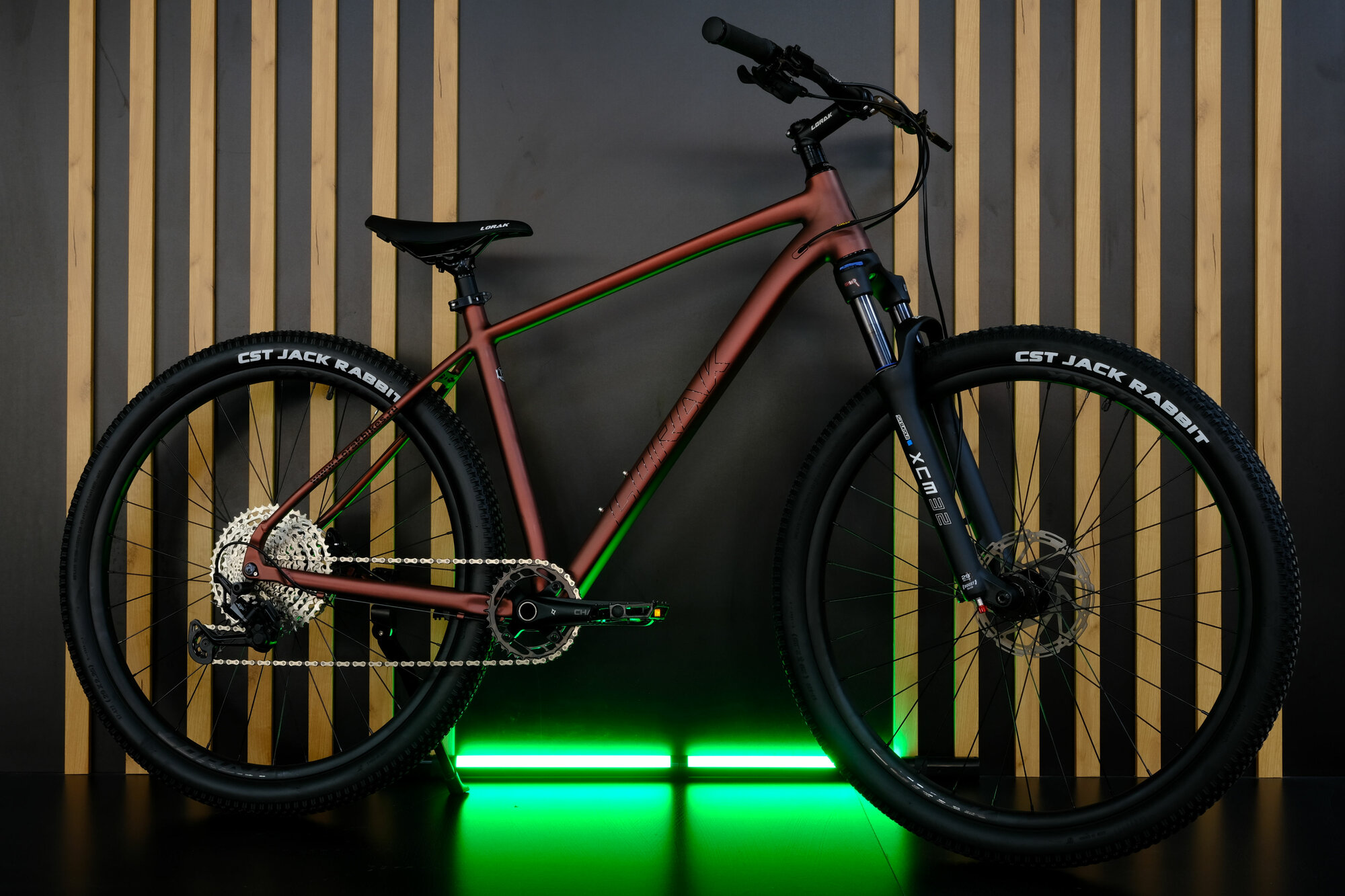 Горный велосипед на осях LORAK Sel 9950 XT Матовый Коричневый, под рост 182-195, Suntour XCM