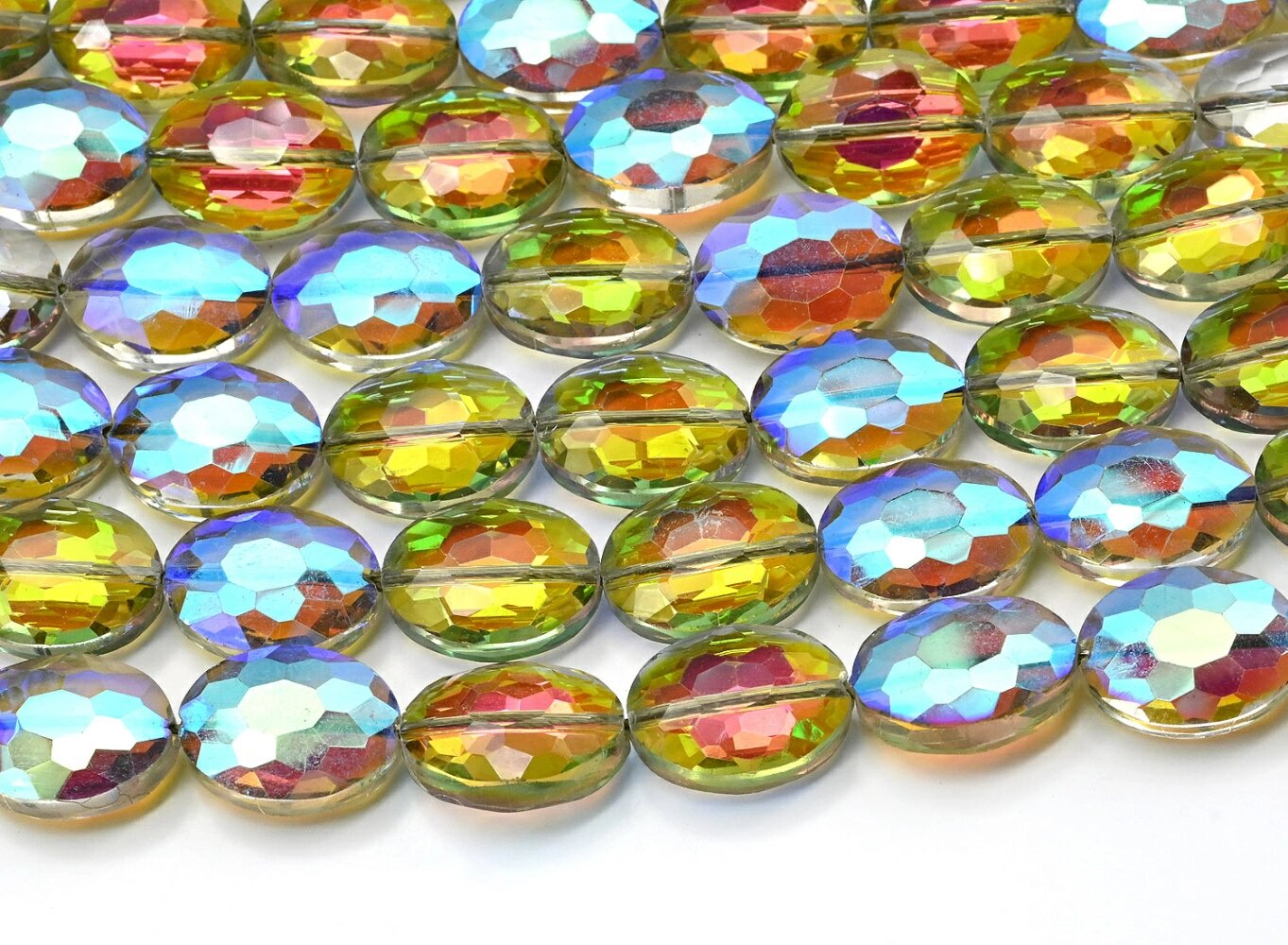 Бусины из циркона овал гр.12*16мм цв. хамелеон, 41см, 26 бусин