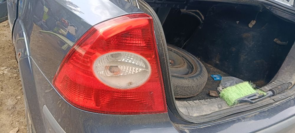 Фонарь задний левый Ford Focus 2 седан