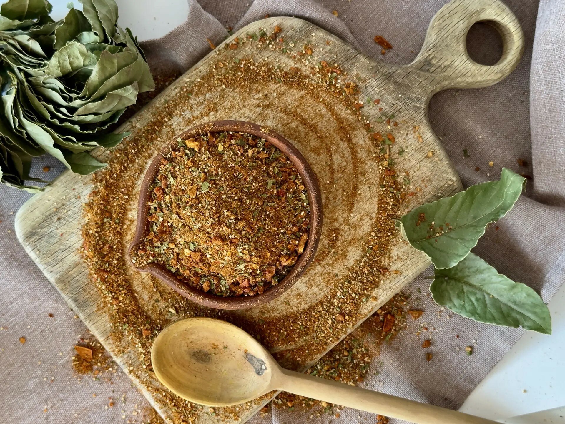 Кавказская аджика сухая красная Острая, 2 шт.