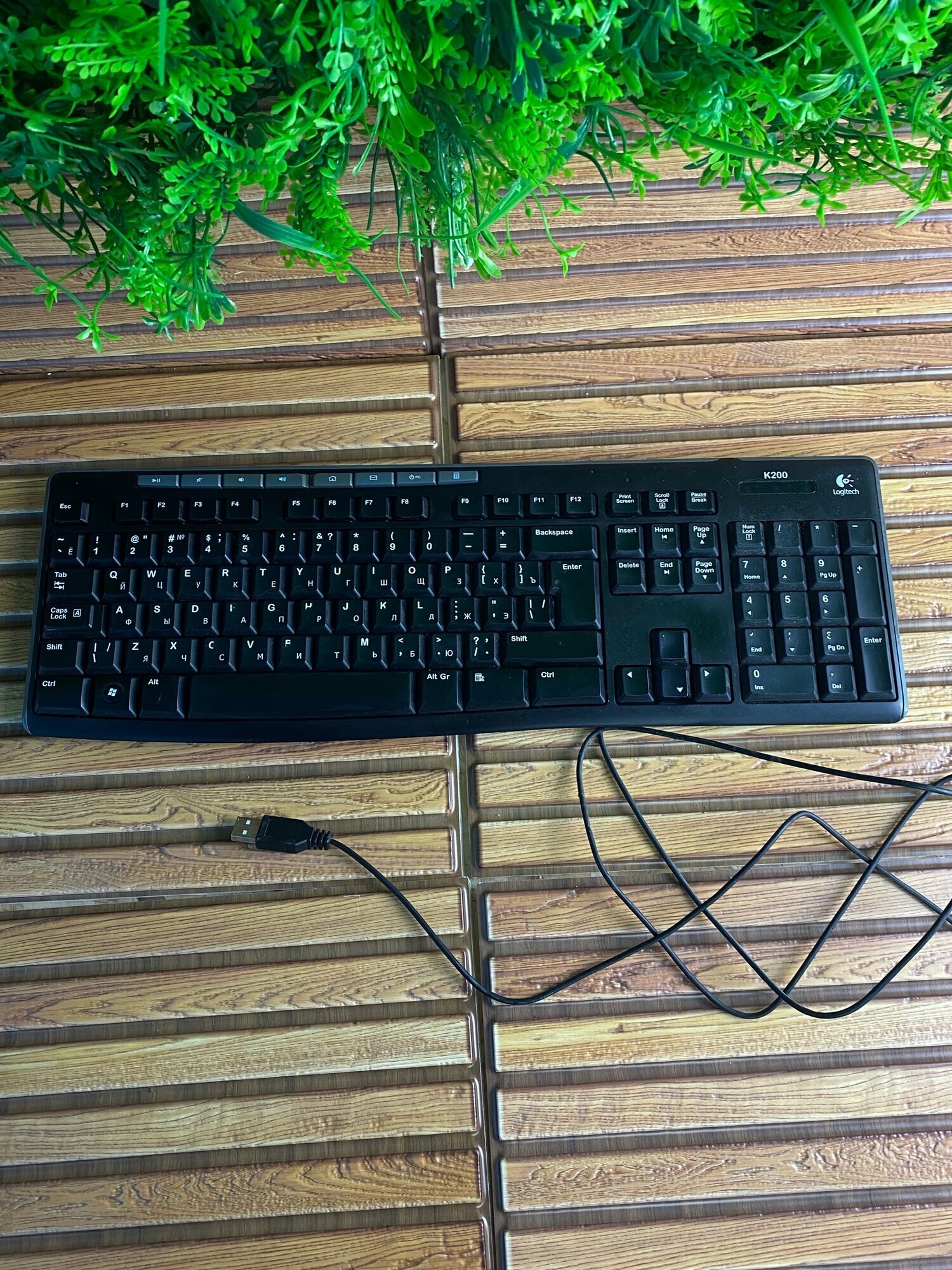 Клавиатура Logitech Keyboard K200 for Business Black USB черный, английская/русская
