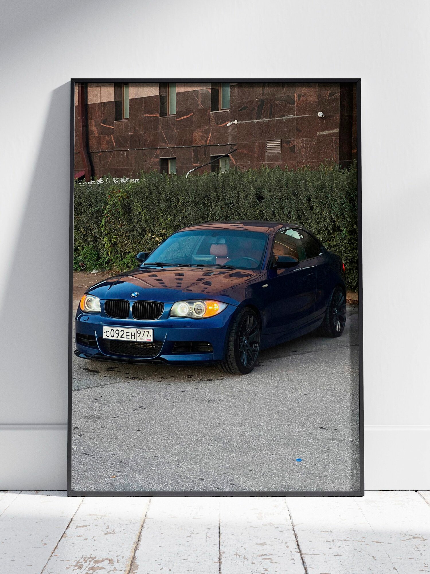 Плакат на стену для интерьера Легенды Авто (БМВ 1 серии M Купе - BMW 1 Series M Coupe 1) - Постер по машине формата A3 (30x42 см)
