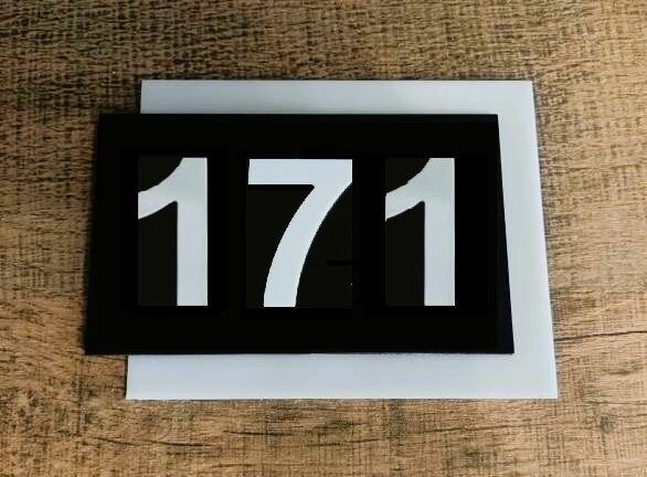 Цифры на дверь, табличка с номером черная 171