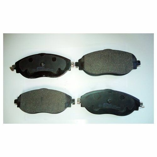 Комплект тормозных колодок passat variant 15 > arteon 17 > tiguan 18 > q3 19 > 3q0698151 3q06981 BRAXIS AB0615