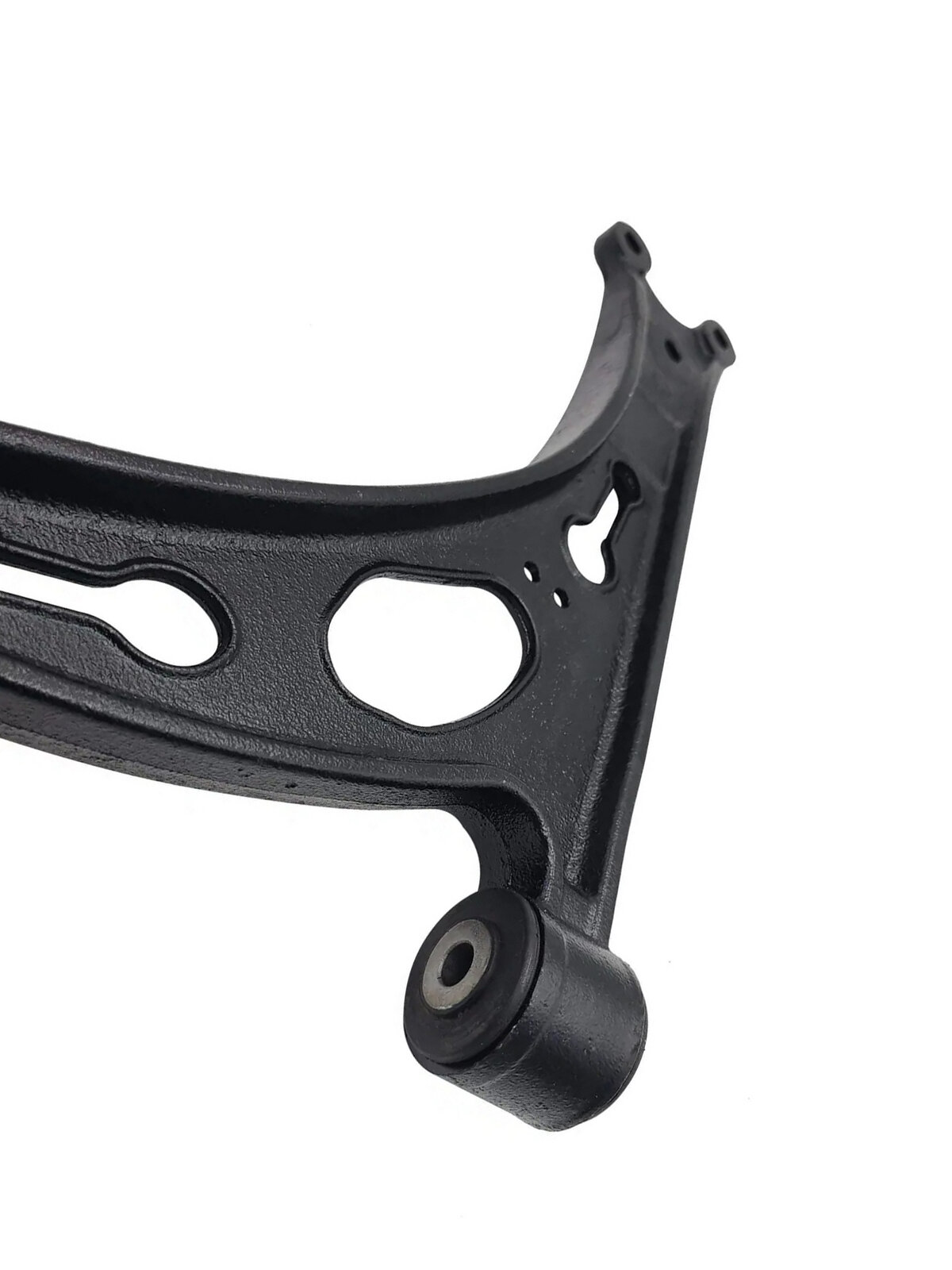 Рычаг подвески передний правый CTR CQ0333R для Audi, Seat, Skoda, Volkswagen / Ауди, Сеат, Шкода, Фольксваген — фото 1