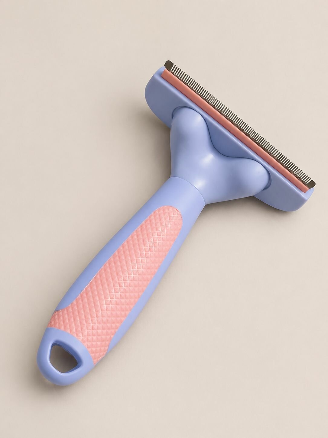 Расческа для кошек для собак чесалка щетка фурминатор Clean&tidy