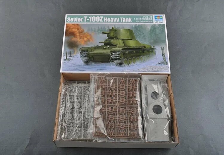 Trumpeter 09591 1/35 E-100 Советский Тяжелый танк T-100Z Пластиковая модель танка