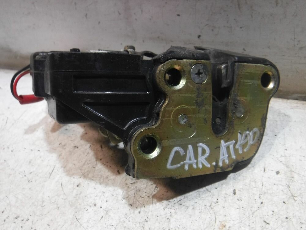 Замок двери задней правой Toyota Carina E