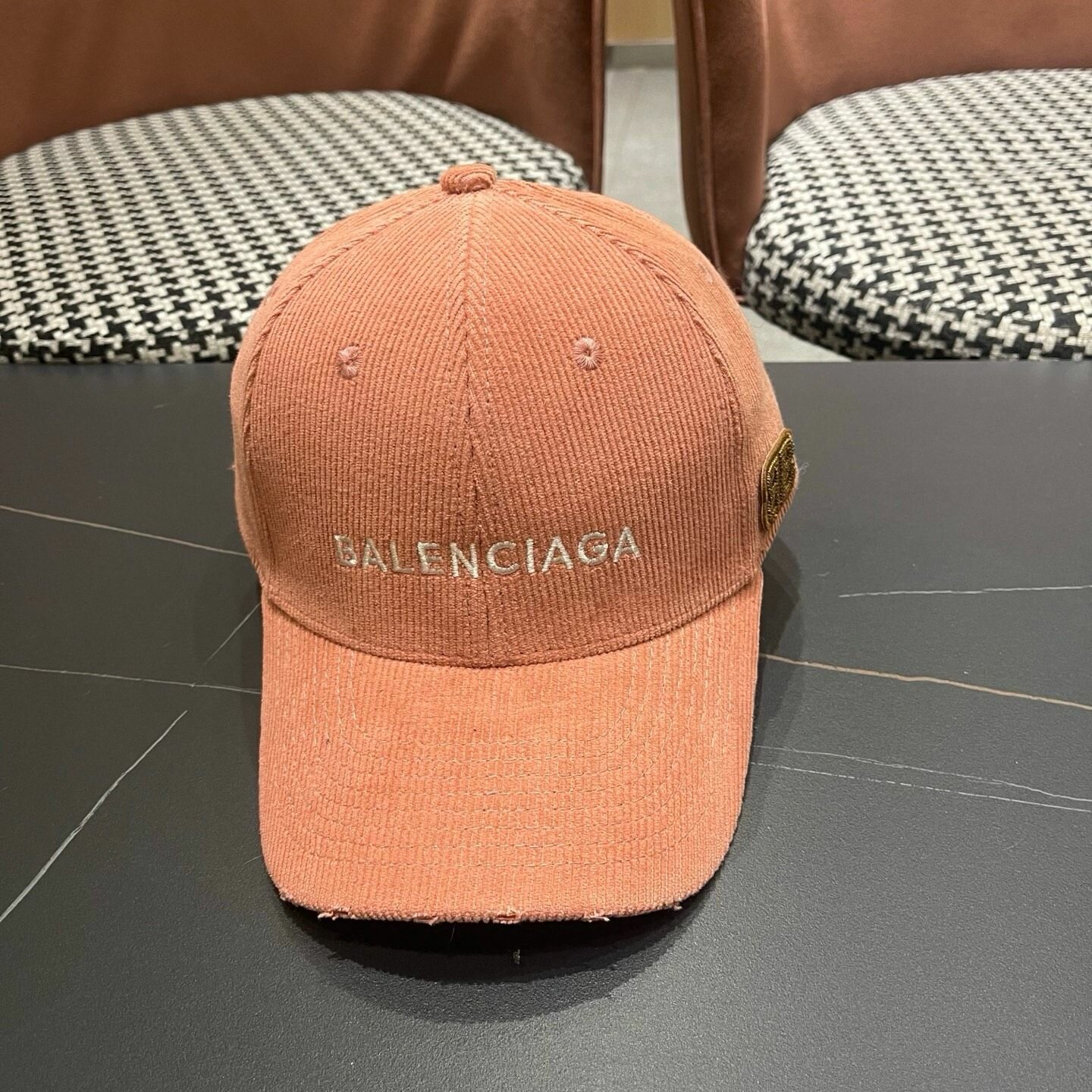 Бейсболка Balenciaga кепка головной убор