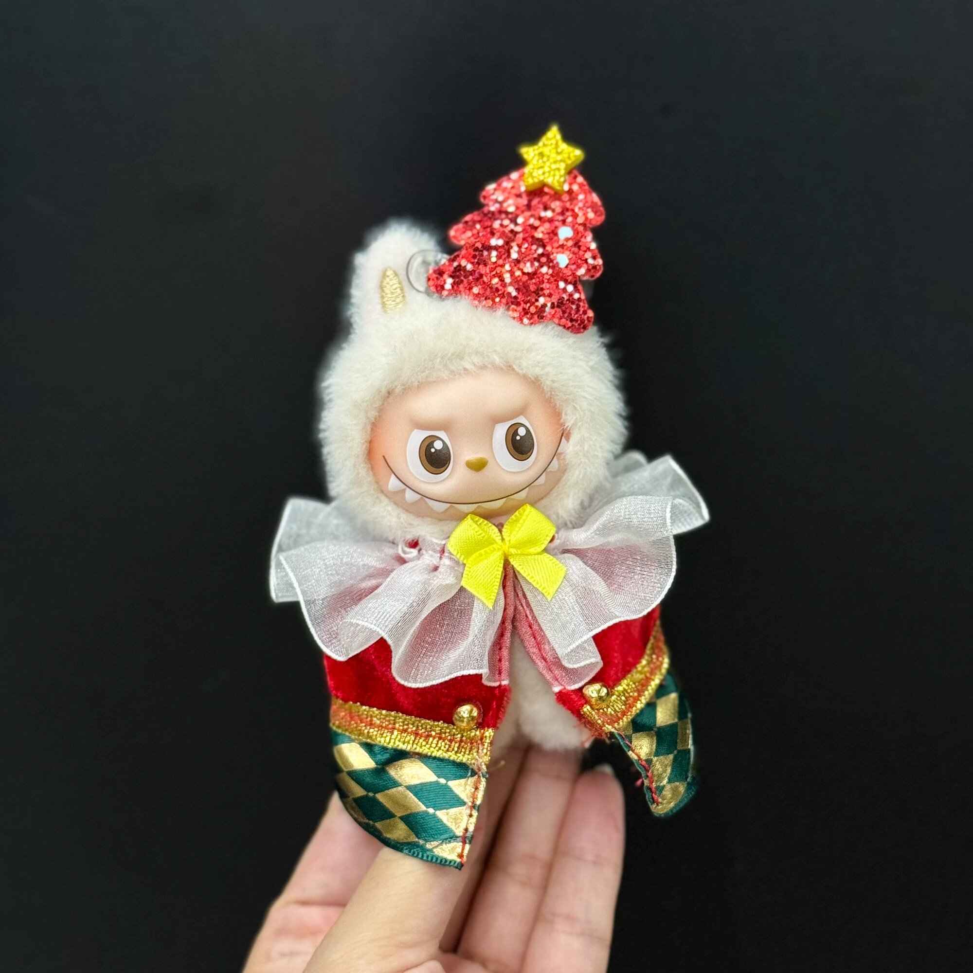 Новогодний мини-комплект одежды для кукол 4-го поколения Лабубу (4.0 версия), белый дизайн, праздничная тема, 80-100