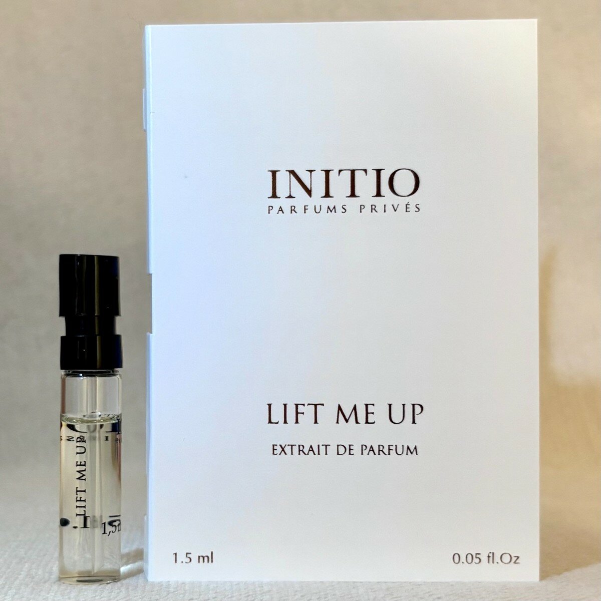 Initio Parfums Prives Lift Me Up 1.5 мл extrait de parfum ( sample )