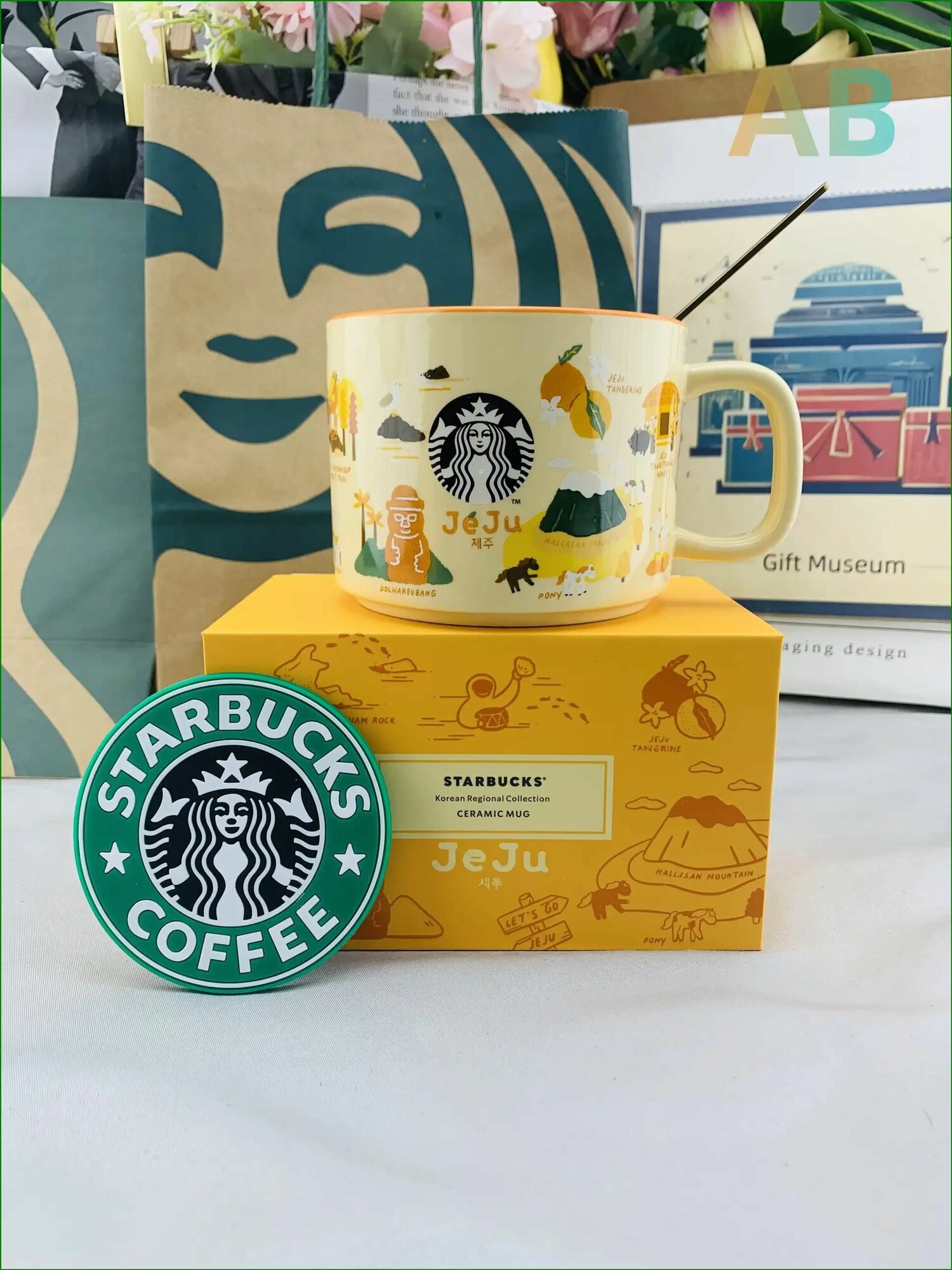 Starbucks Кружка, 355 мл, 1 шт