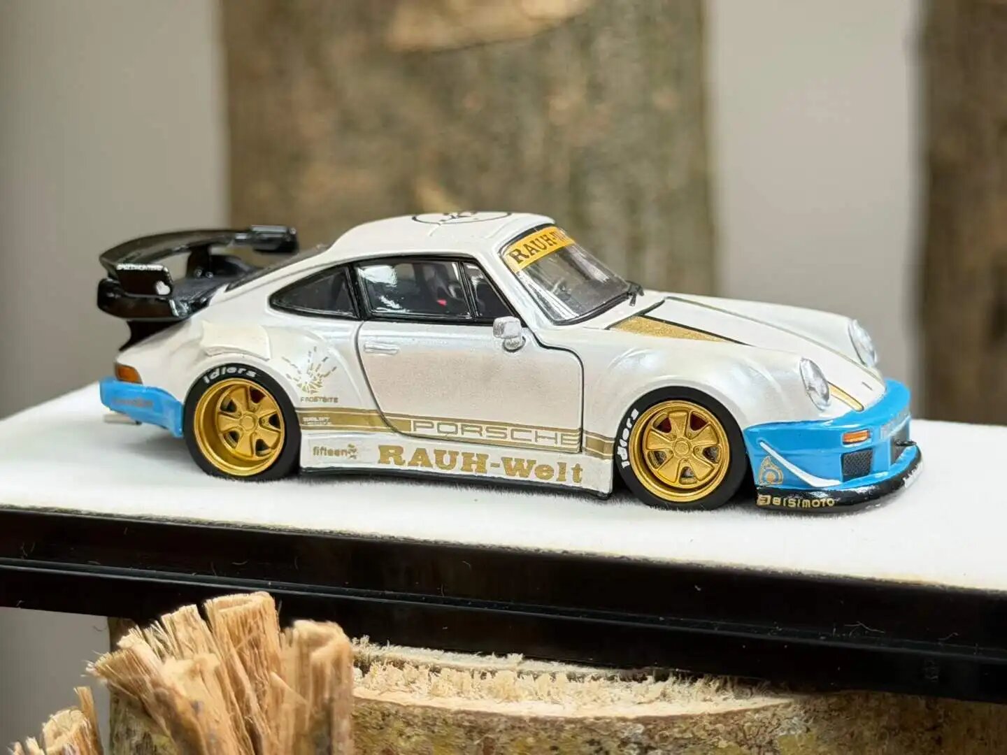 Коллекционная модель PGM RWB 930 1/64 матовый белый Ordinary Version