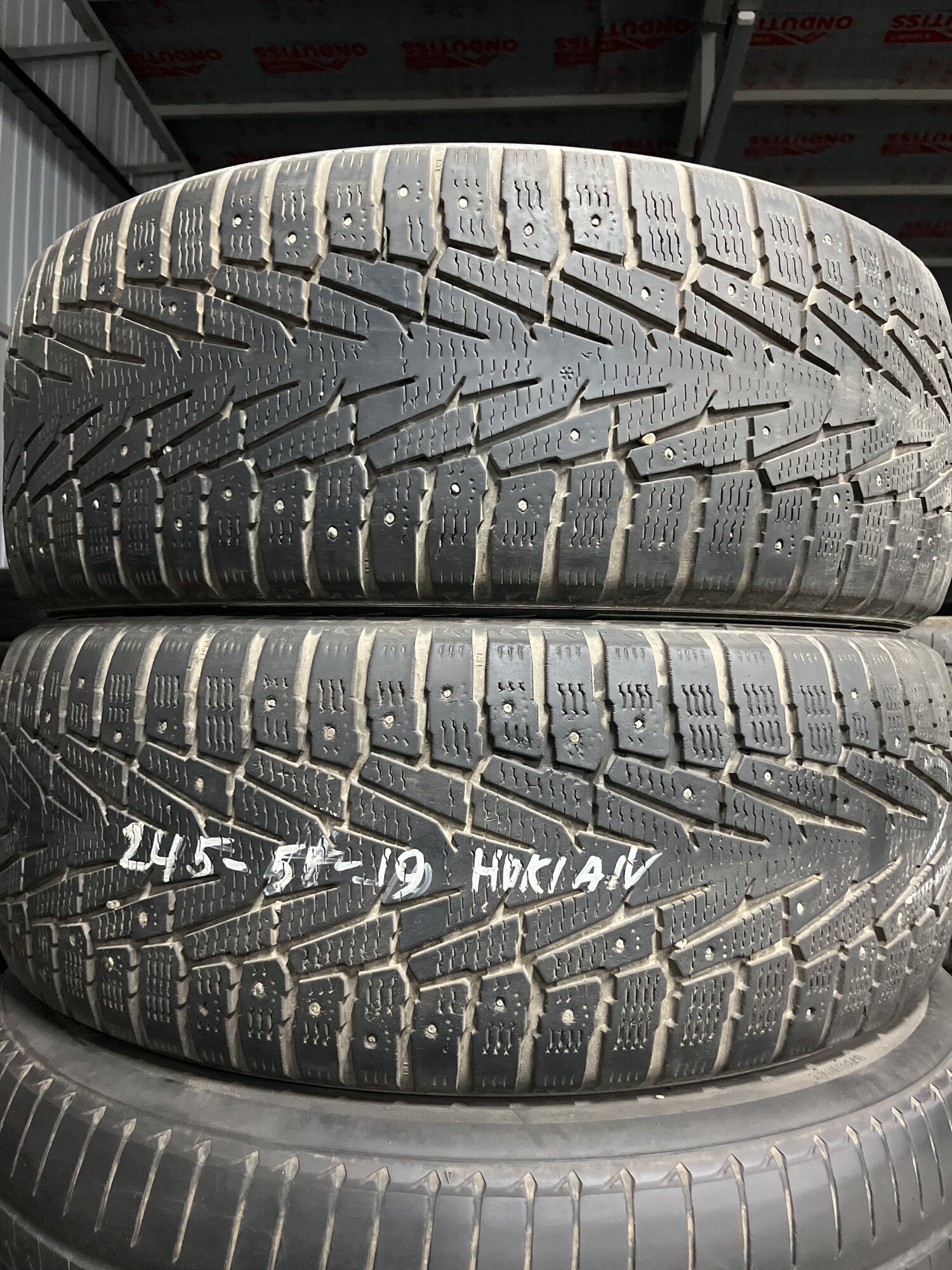 245-55-19 Nokian Hakkapelita Зимние шины, цене за 2 штуки