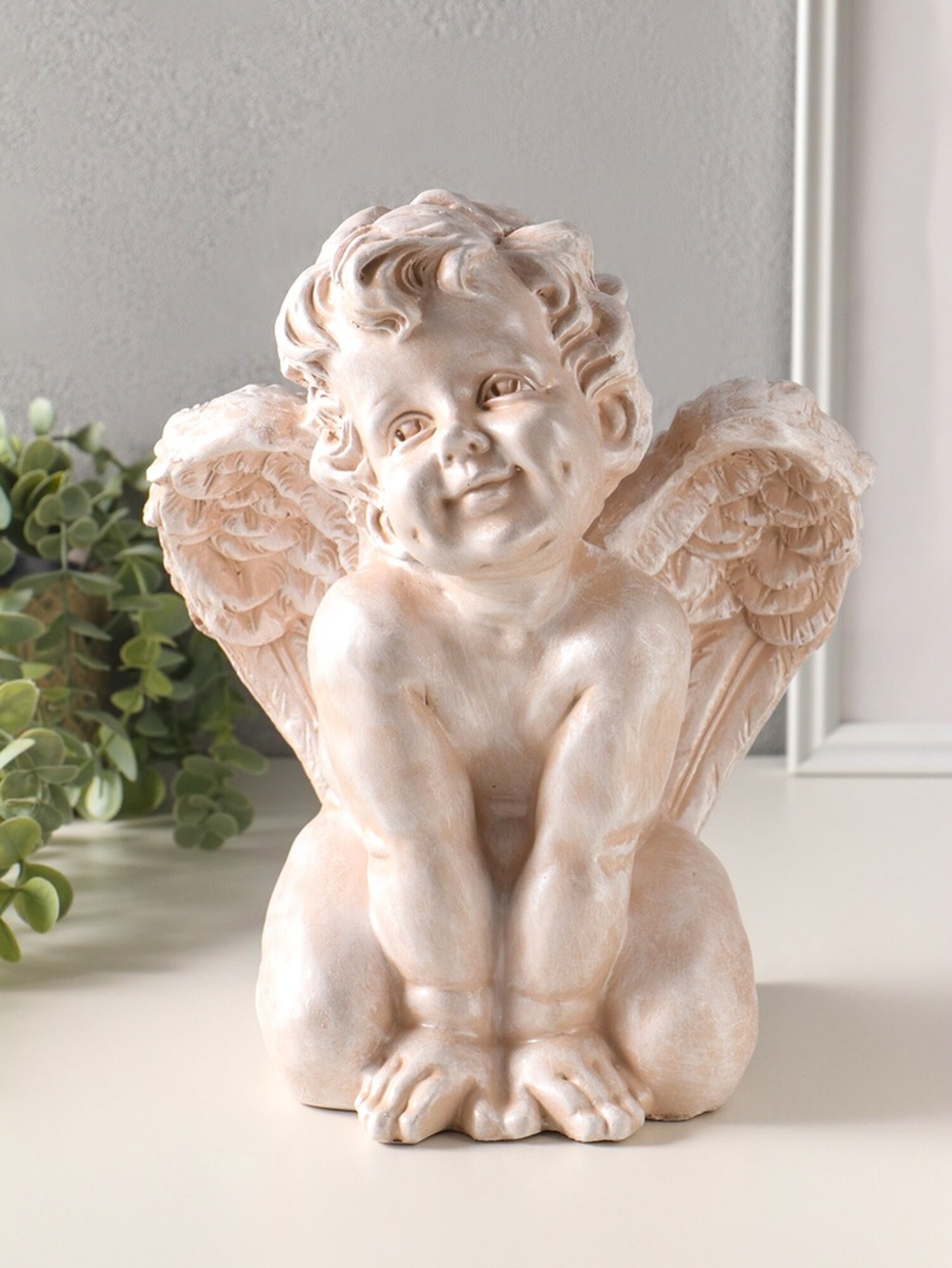 Фигурка Сима-Ленд «Ангел улыбается», полистоун, высота 29 см