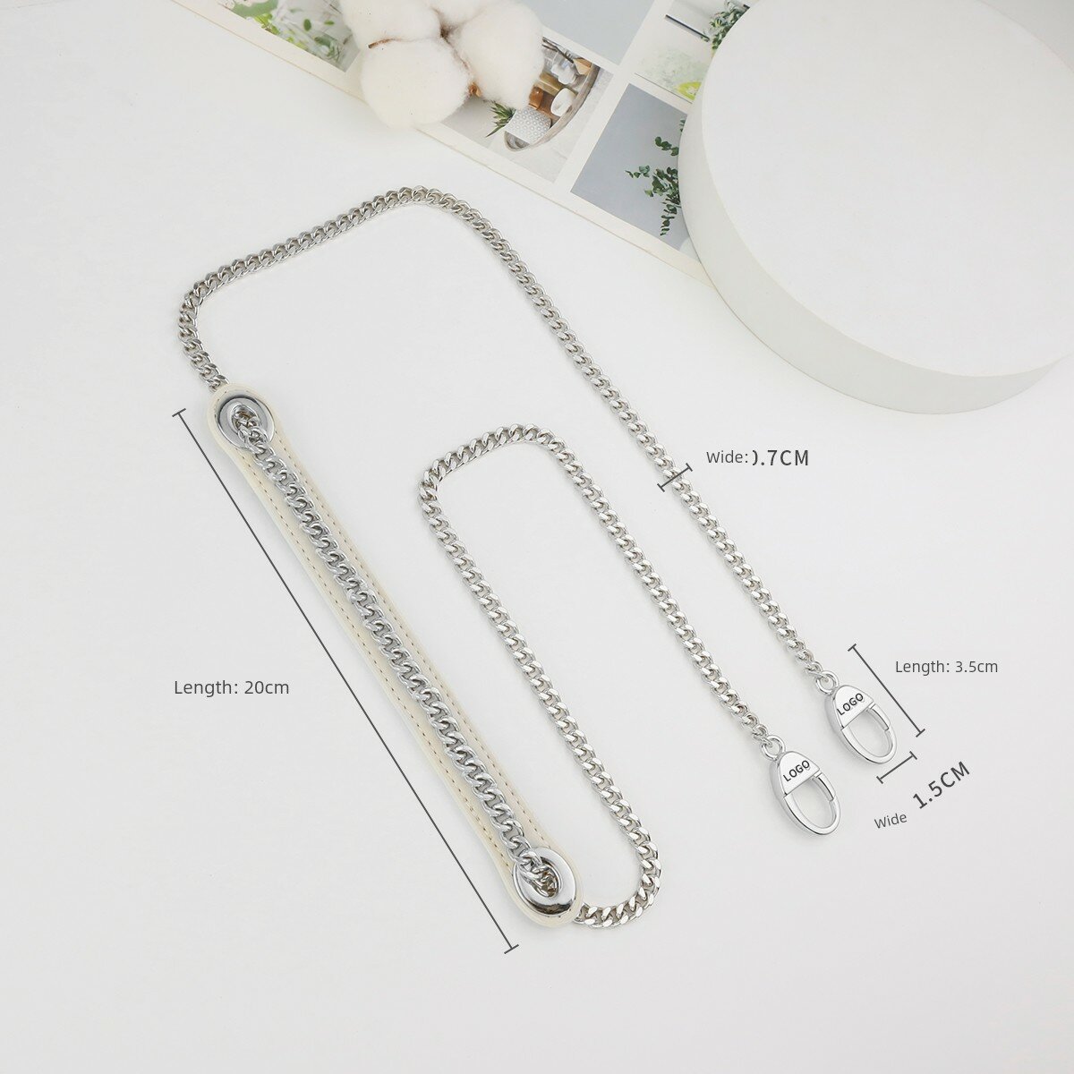 Ремешок для сумки DIOR Lady Dior белый кожаный с белым золотым акцентом 120 см крёсбоди аксессуар