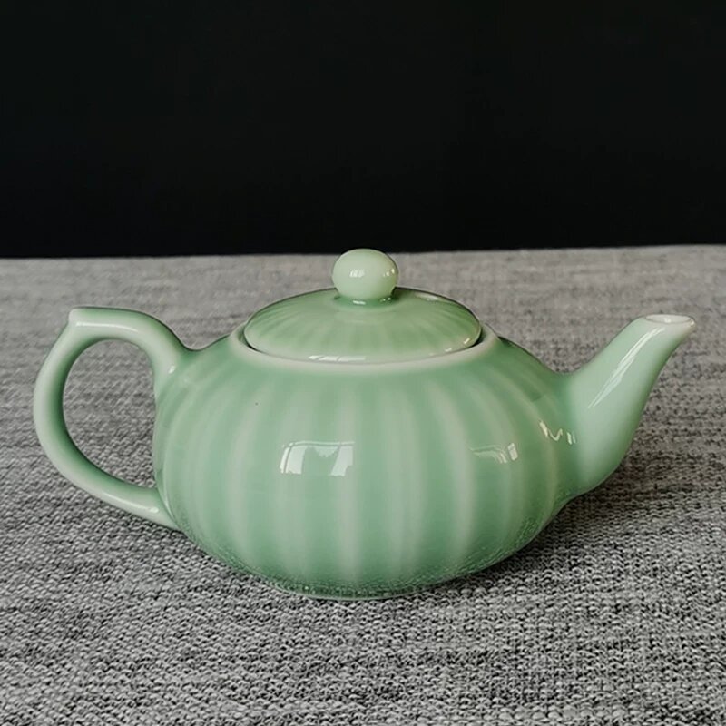 Большой чайник в стиле лотоса, традиционная китайская керамика для чая Гунфу, 280 мл
