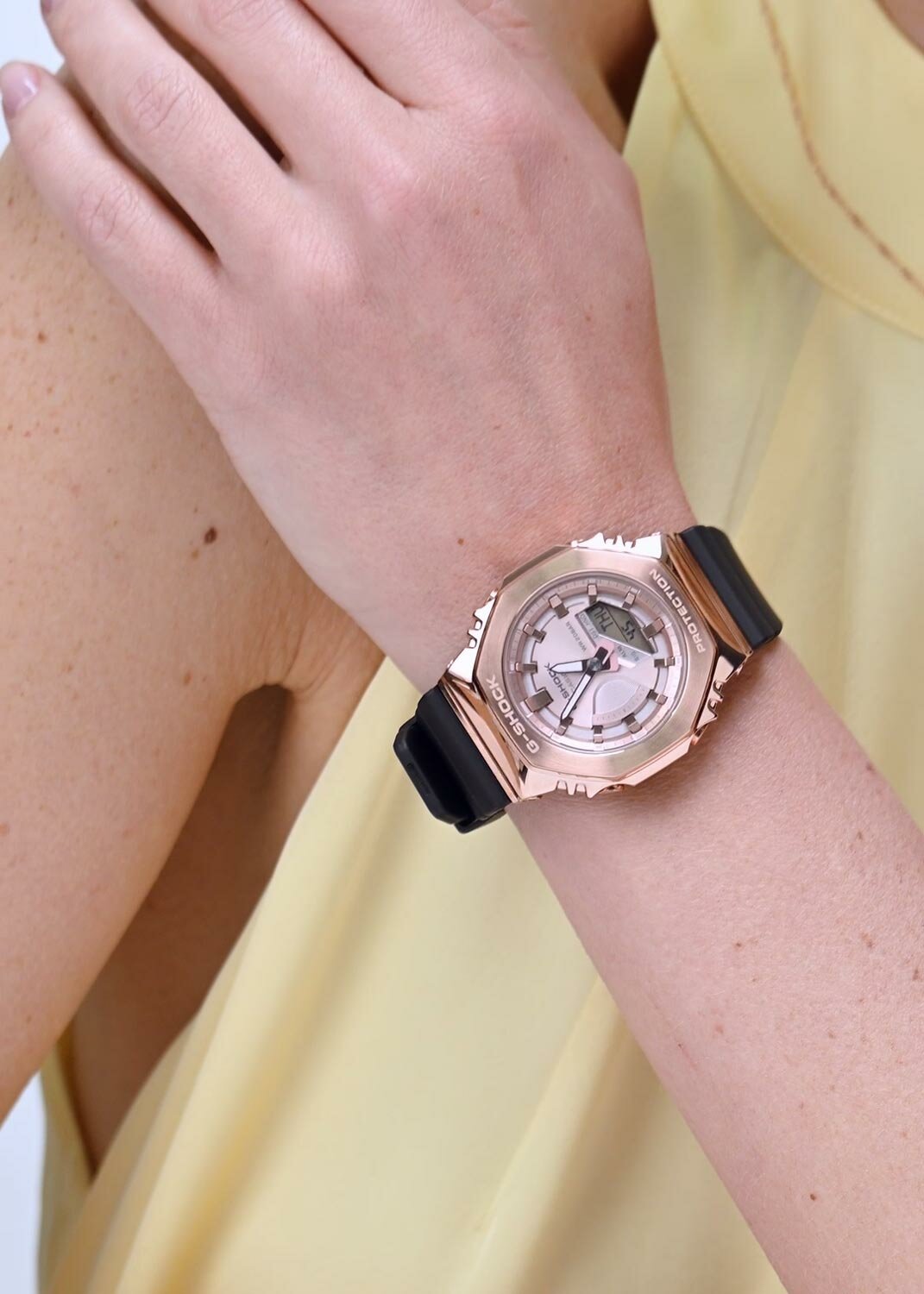 Наручные часы CASIO, розовое золото — фото 1