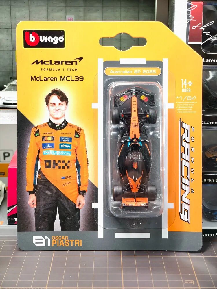 Машинка Bburago 1:64 формула 1 2025 McLaren Formula 1 Team F1 MCL39 #81 модельки машин металлические