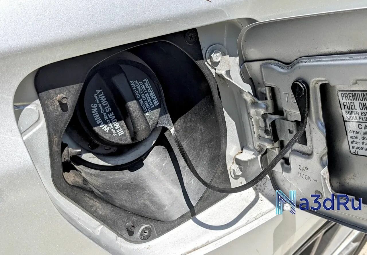 Крепление крышки бензобака Subaru WRX 1J0201550AC, 1J0201550AN, 1H0201553B, 1J0201550A