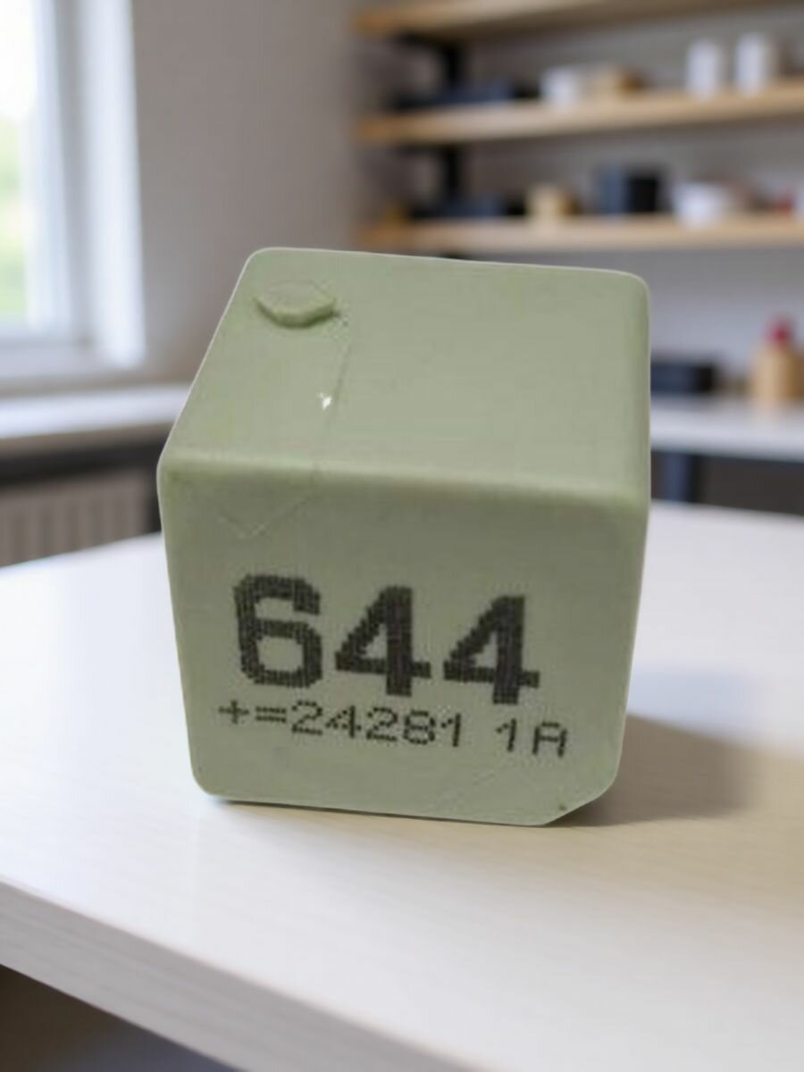 Автомобильное реле № 644 (Audi, VW)-OEM: V23136-J0006-X079