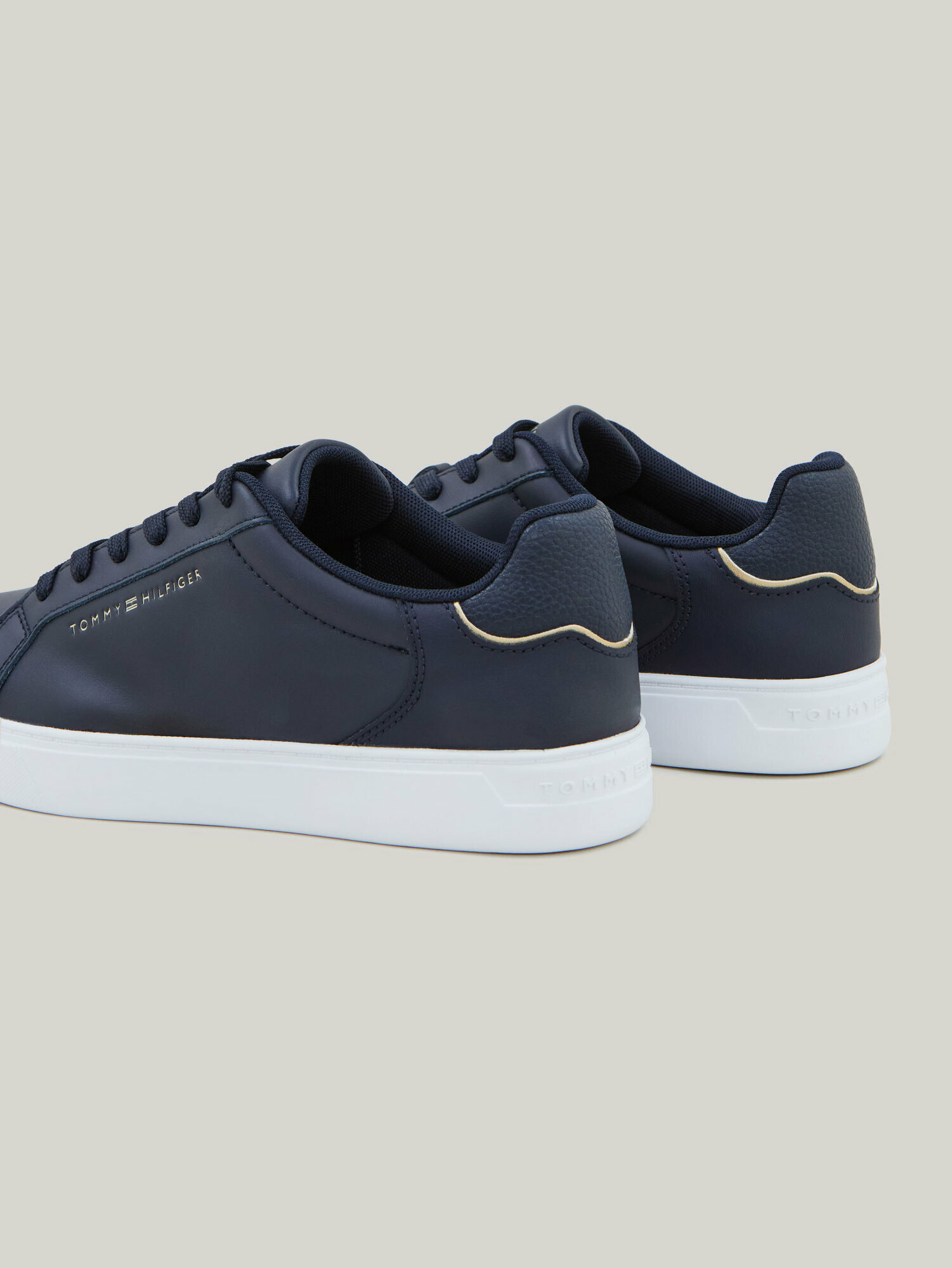 Кеды TOMMY HILFIGER ESSENTIAL COURT SNEAKER, размер 37 EU, темно-синий — фото 1