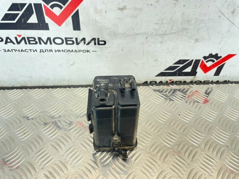 Б/У фильтр паров топлива Peugeot 4007 2008 GP 4B12 70730 Peugeot-Citroen арт. 1507L7