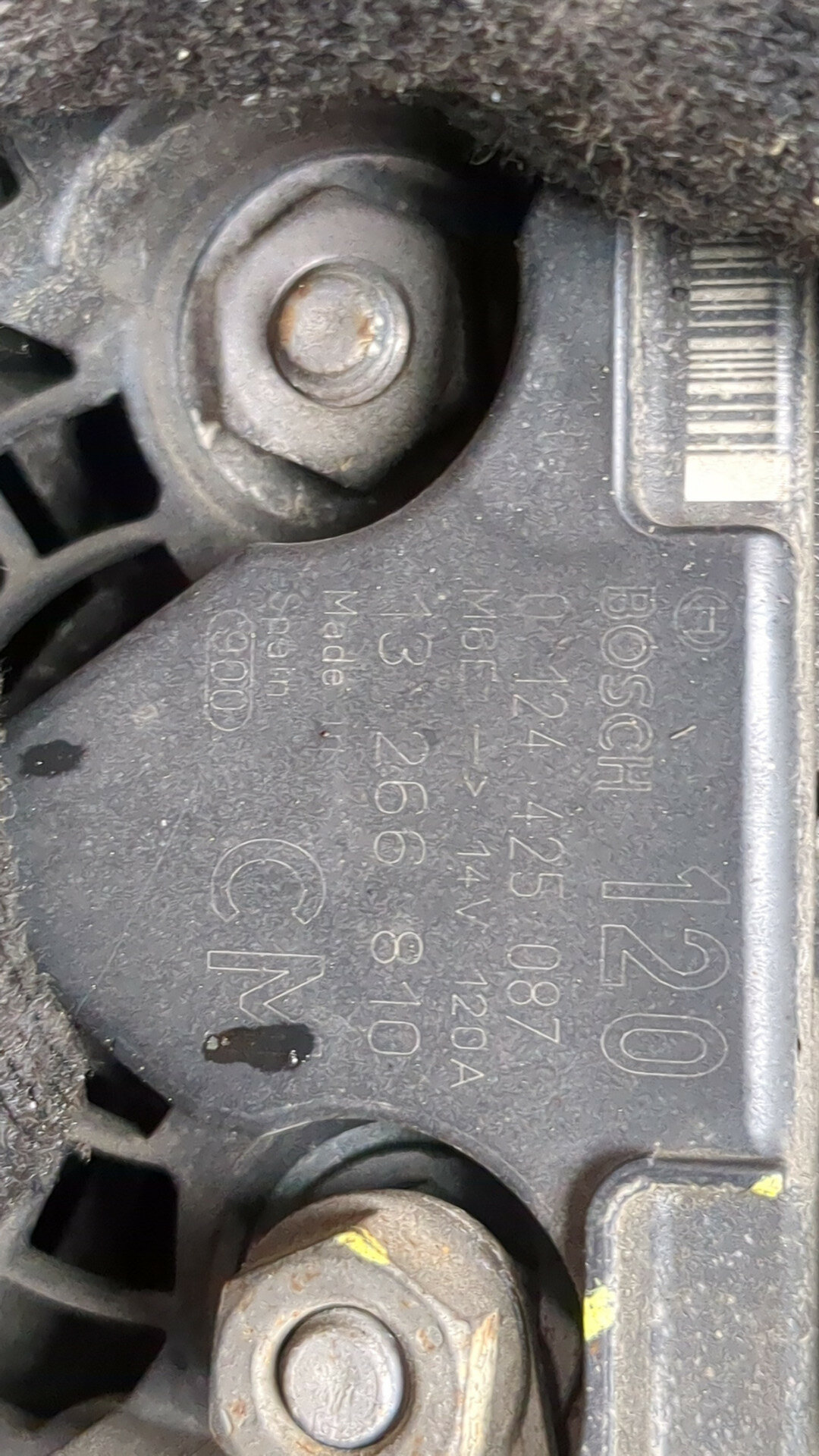 Генератор Opel Corsa D Б/У — фото 1