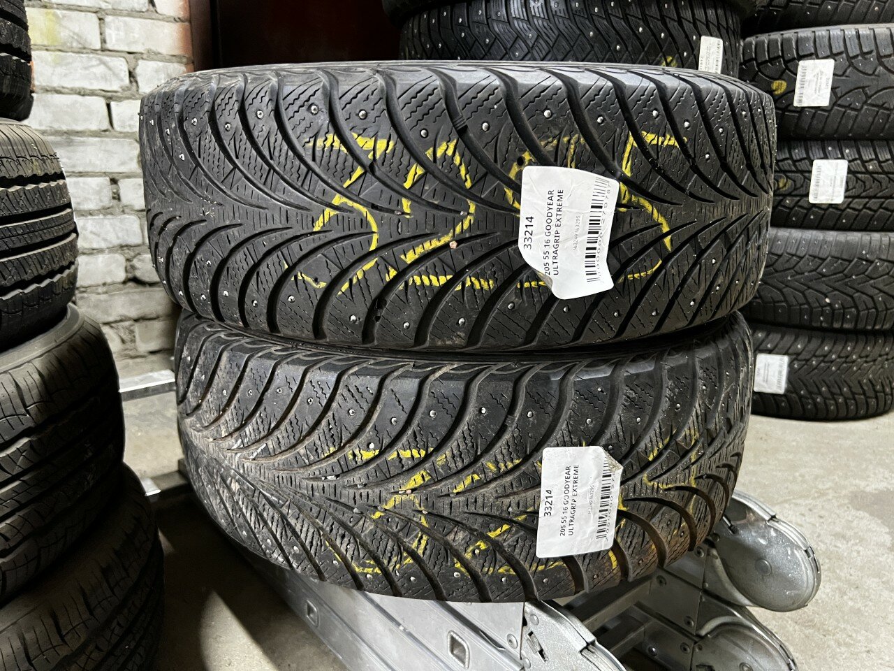 Шины Goodyear UltraGrip Extreme 205/55R16 94T