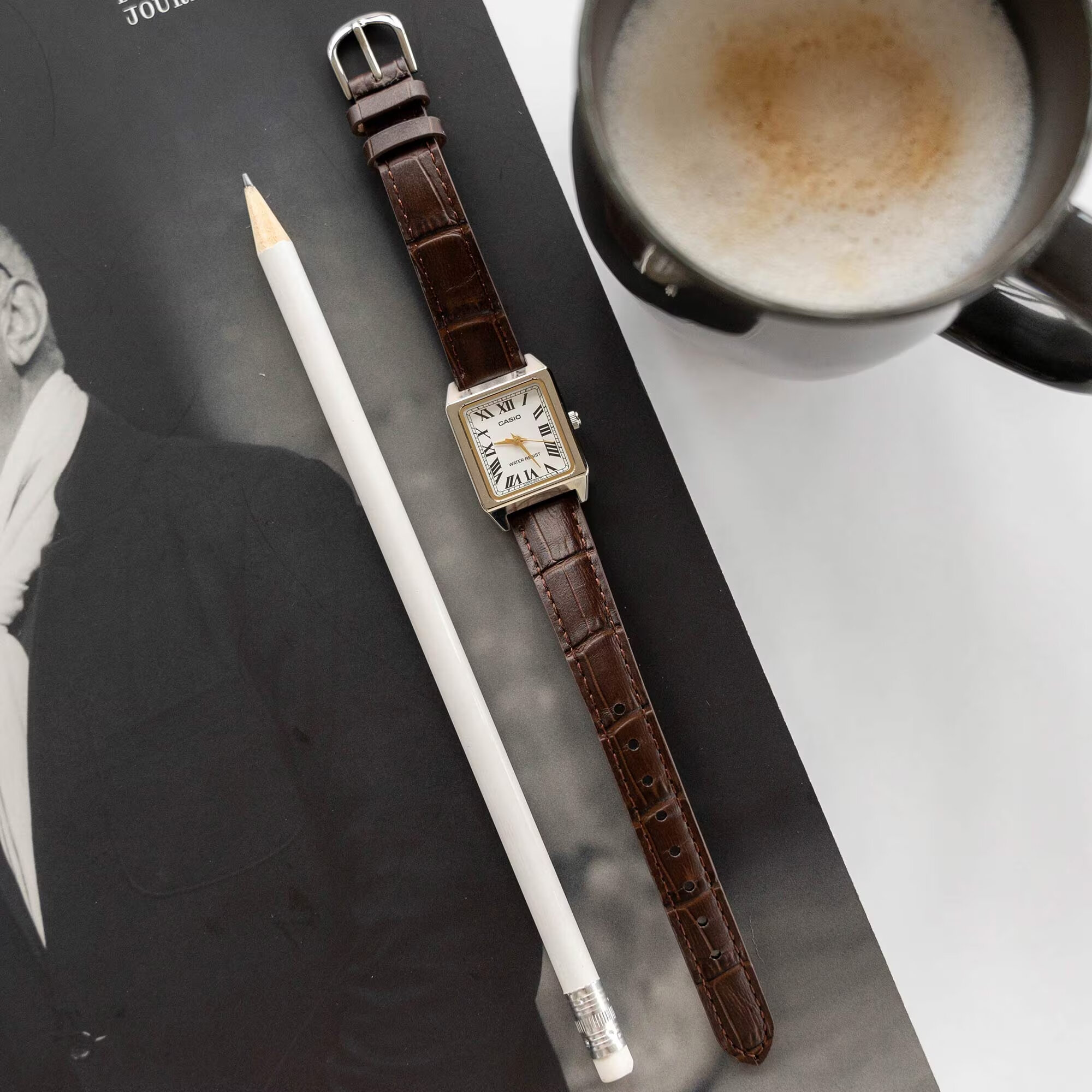 Наручные часы CASIO, коричневый — фото 1