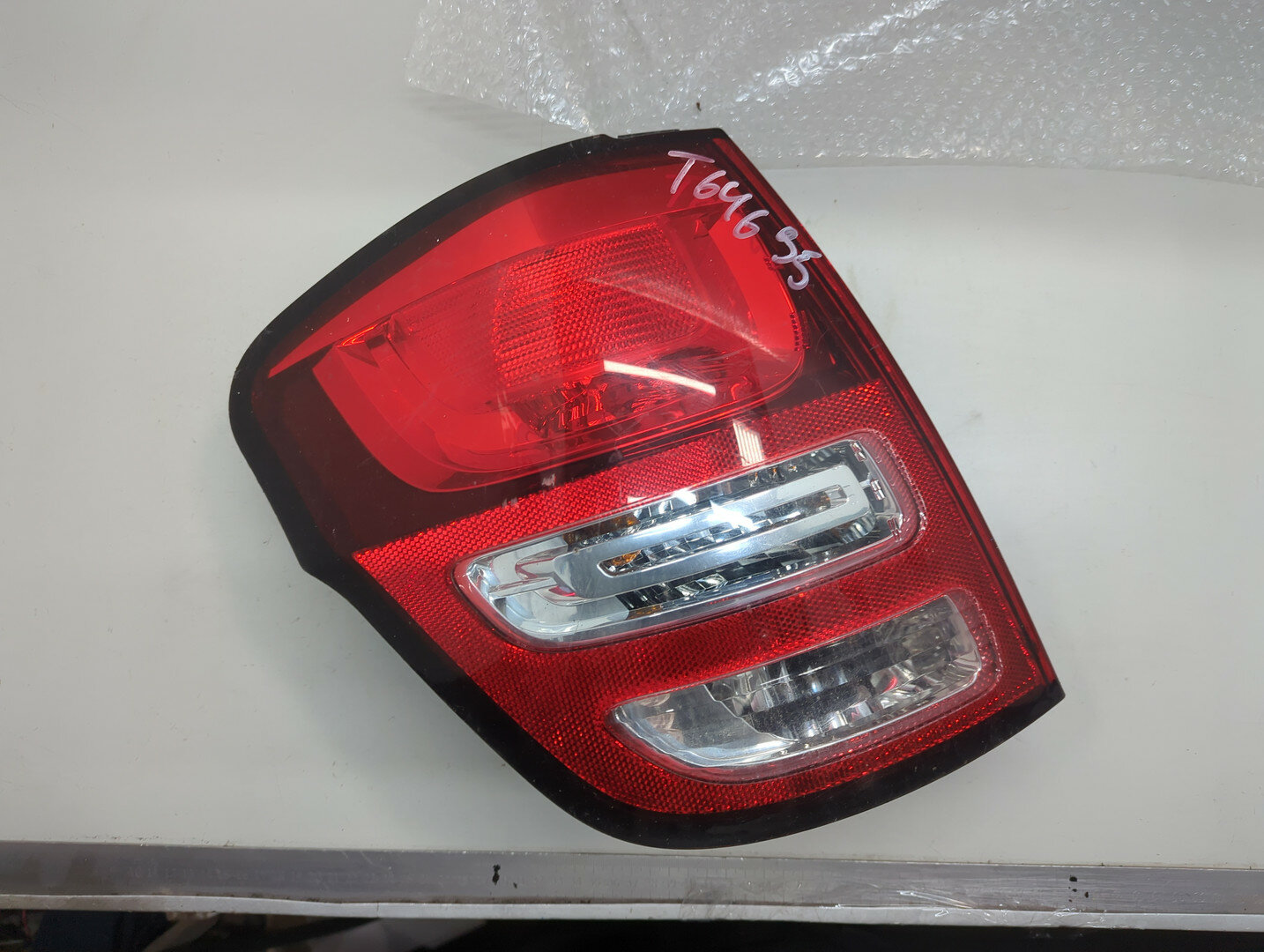 Фонарь (задний) левый Citroen C3 Б/У