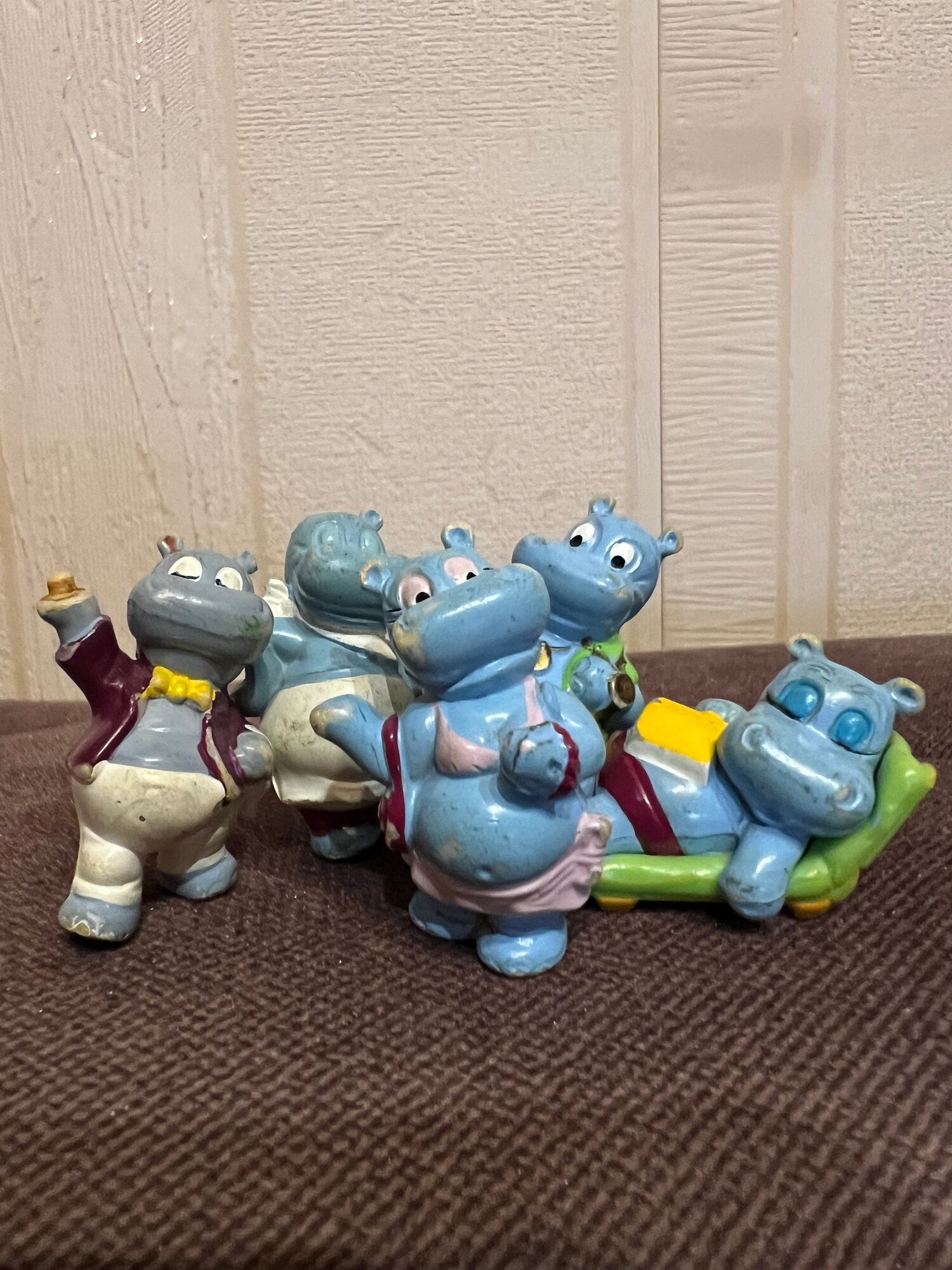 Комплект 5 фигурок бегемоты на пляже, коллекция Kinder сюрприз 1992 год выпуск, оригинал