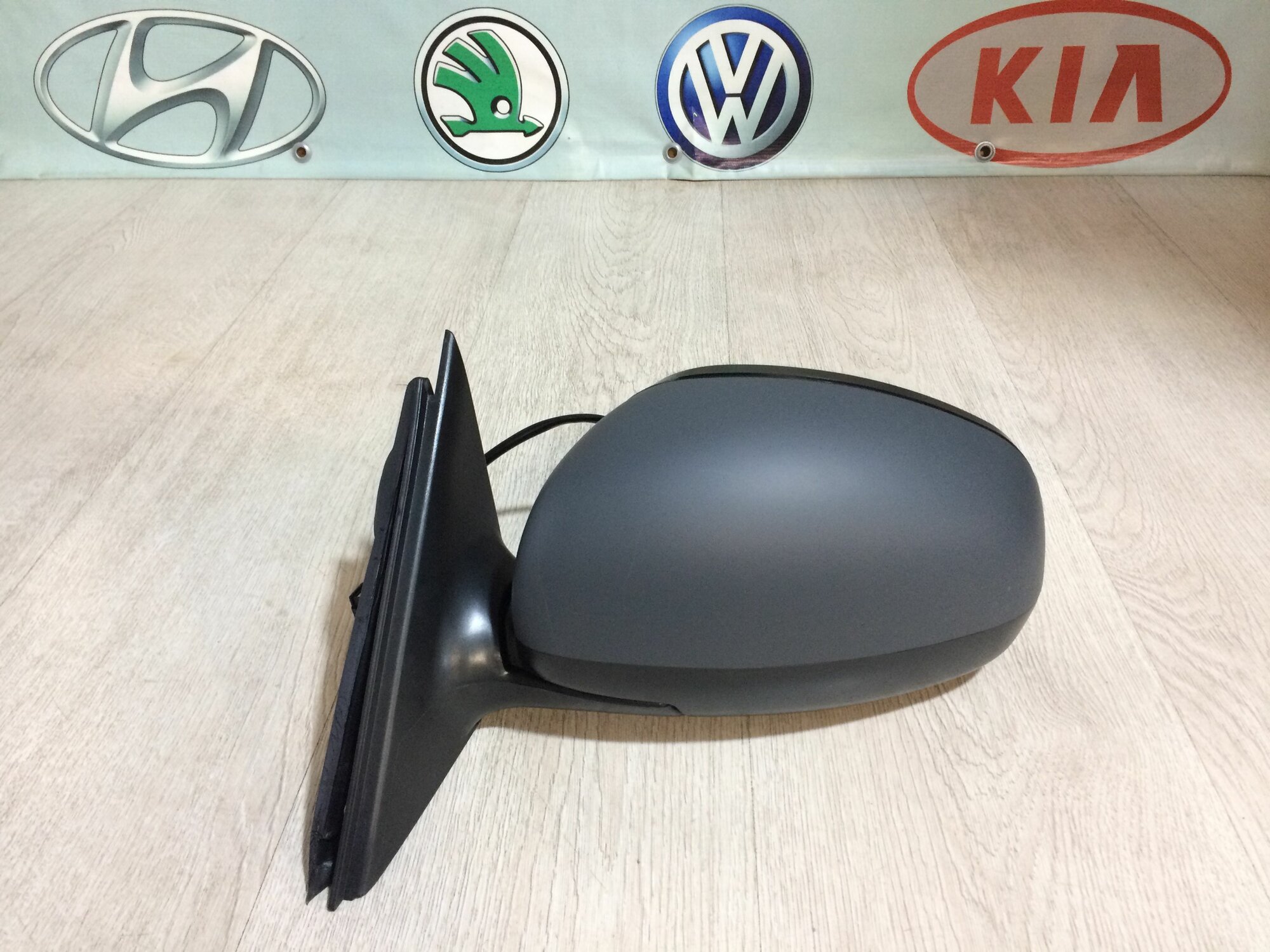 Зеркало левое электрическое с обогревом Шкода Фабия Румстер Skoda Fabia Roomster