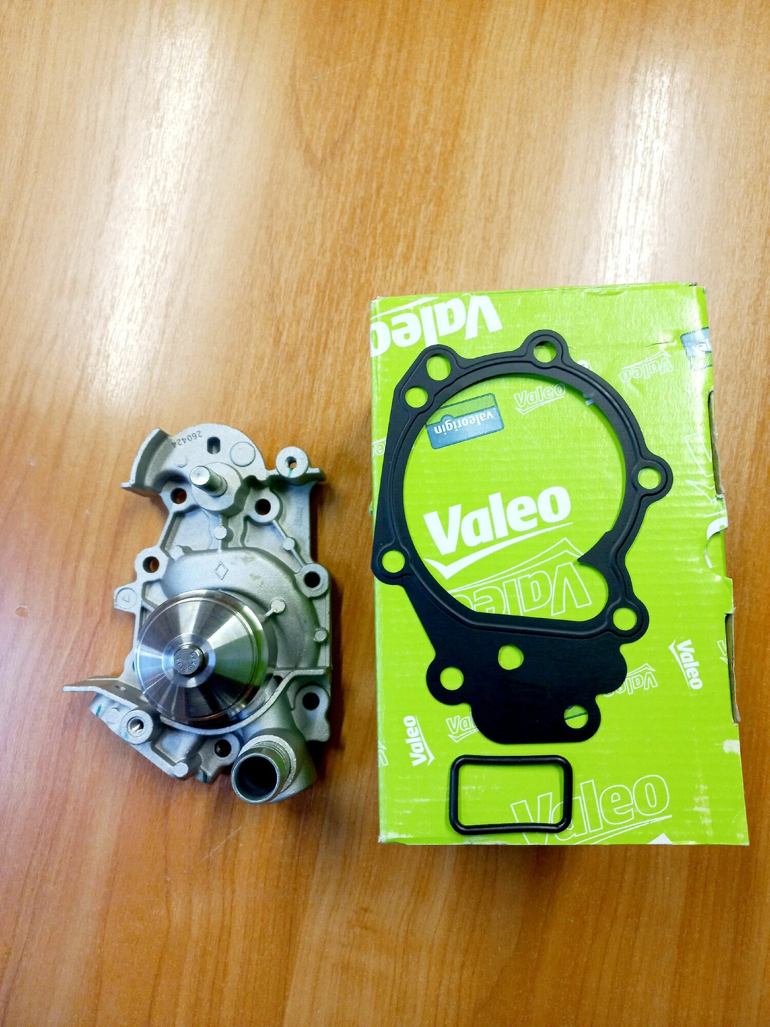 Водяной насос 506729 Valeo