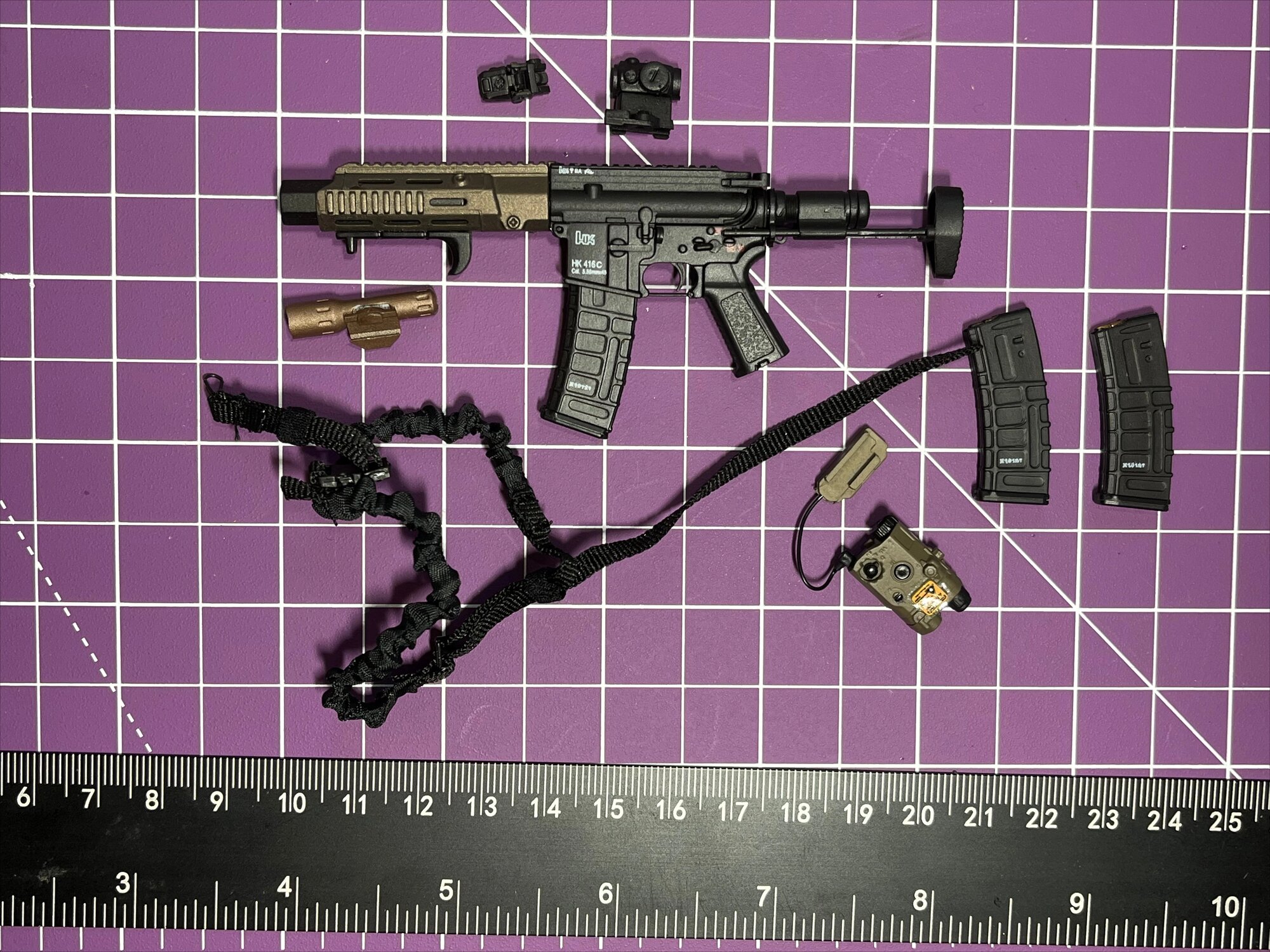 Minitmes набор пластикового оружия для солдата 1/6 SAS 02