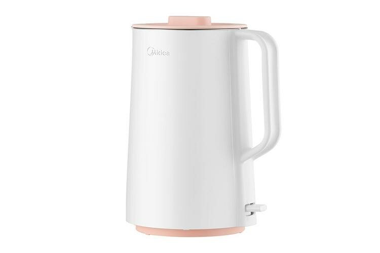 Электрический чайник Midea белый, 1.7 л, 2200 Вт, автоотключение, защита от перегрева