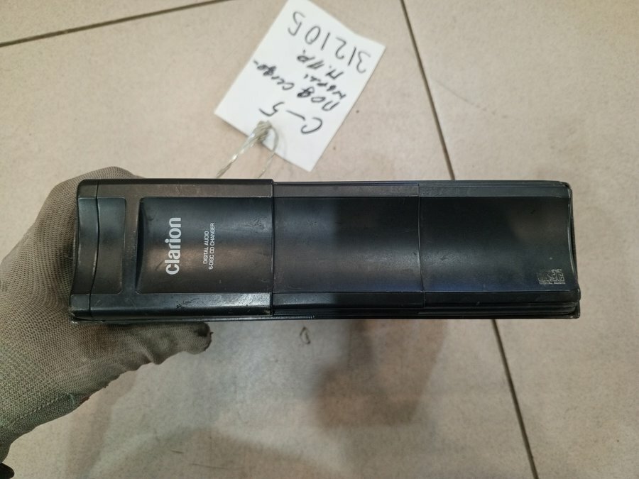 Чейнджер компакт дисков от Citroen C5 X40 2001-2008
