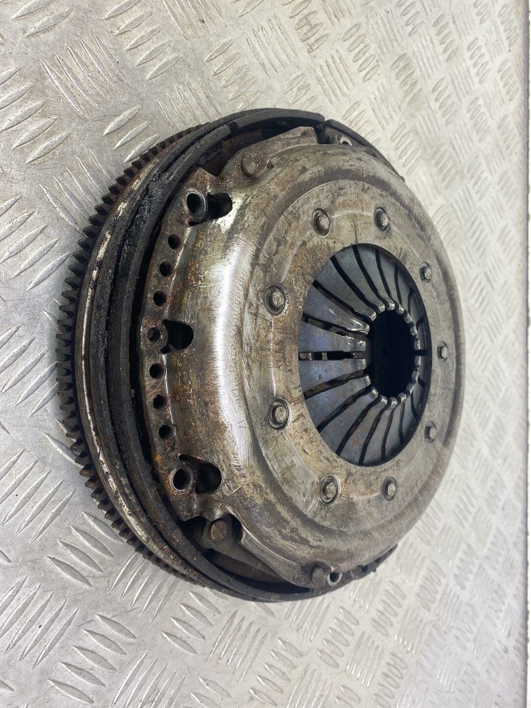Маховик Volkswagen Passat B5 1999 883082999715