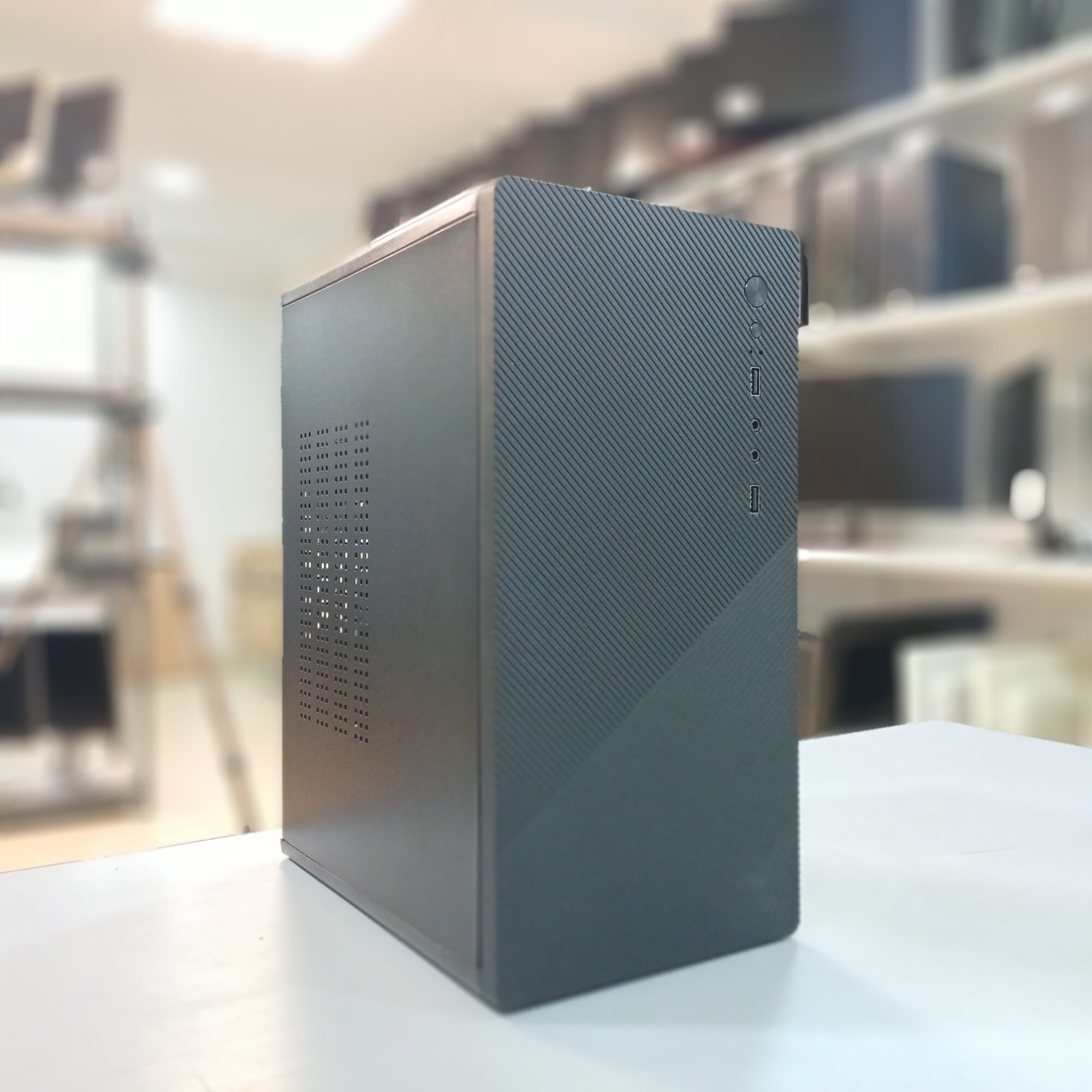Компьютер Intel Core i3-6100, 8 ГБ, SSD 120 ГБ для работы