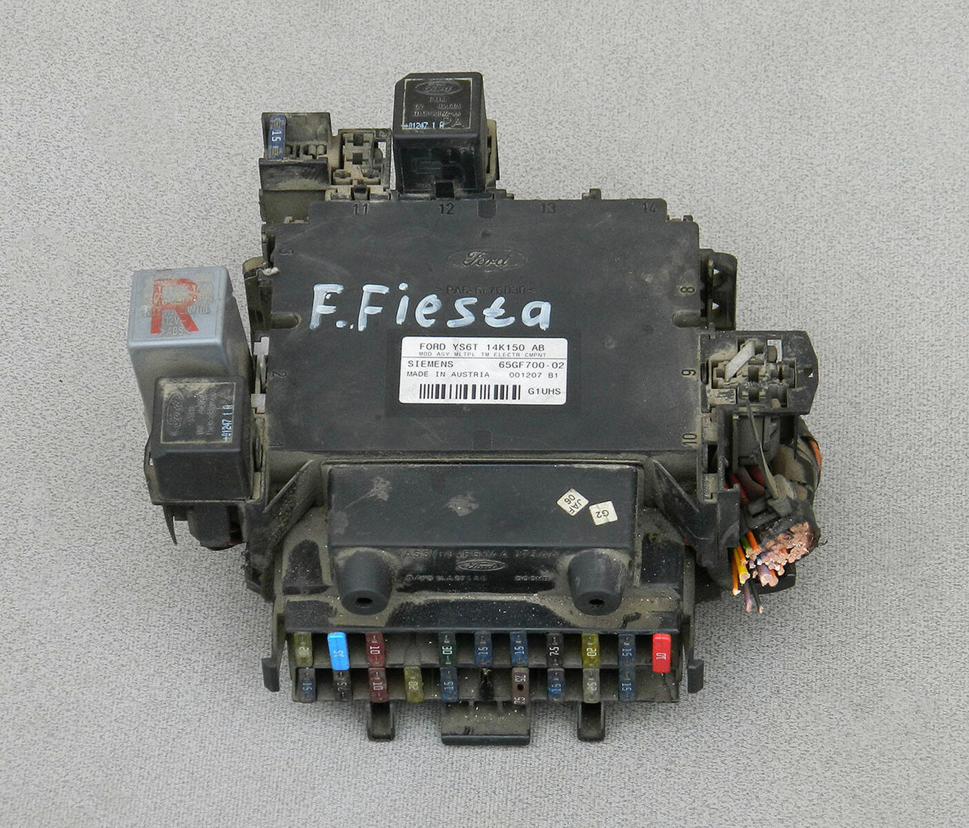 Блок предохранителей Ford Fiesta 4 1.8TD