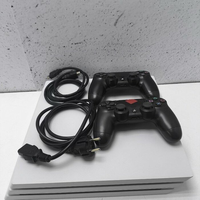 Игровая приставка Sony PlayStation 4 PRO 1 TB