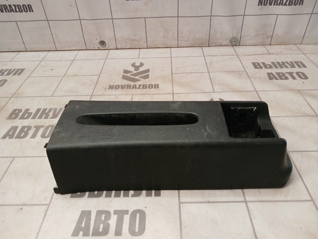 Консоль VW Golf 3 Vento 91-97