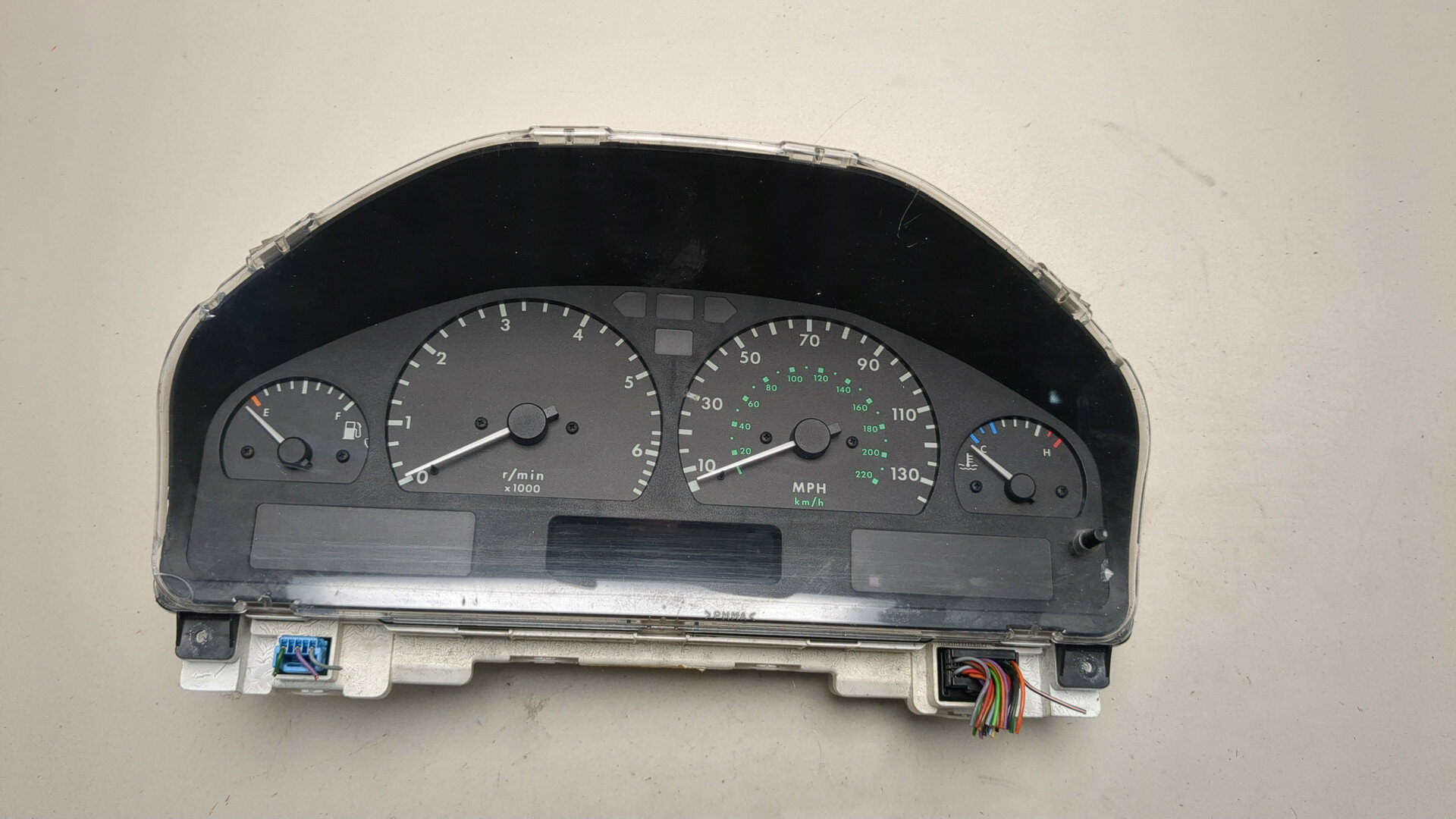 Приборная панель Land Rover Range Rover 2 Б/У