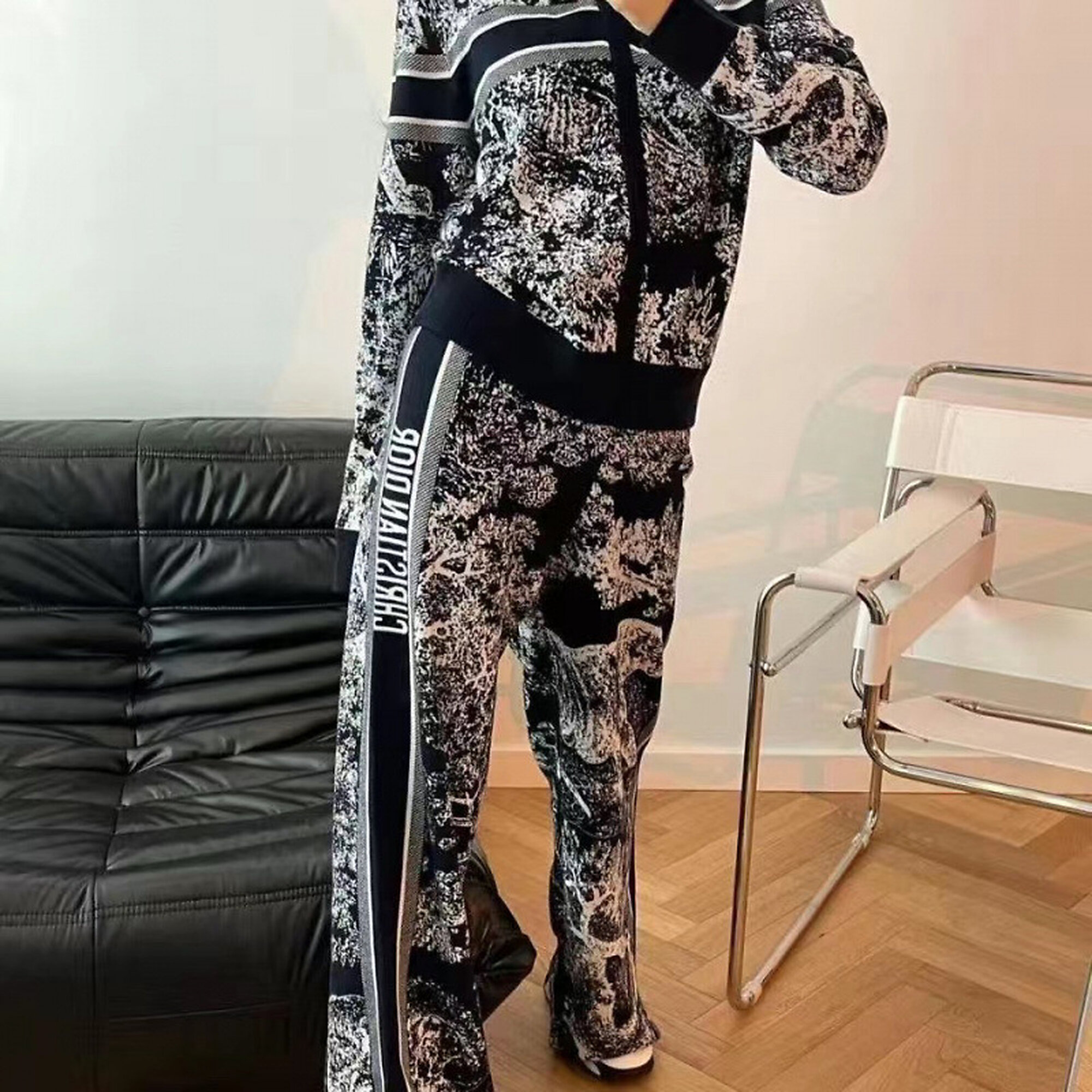 Комплект одежды