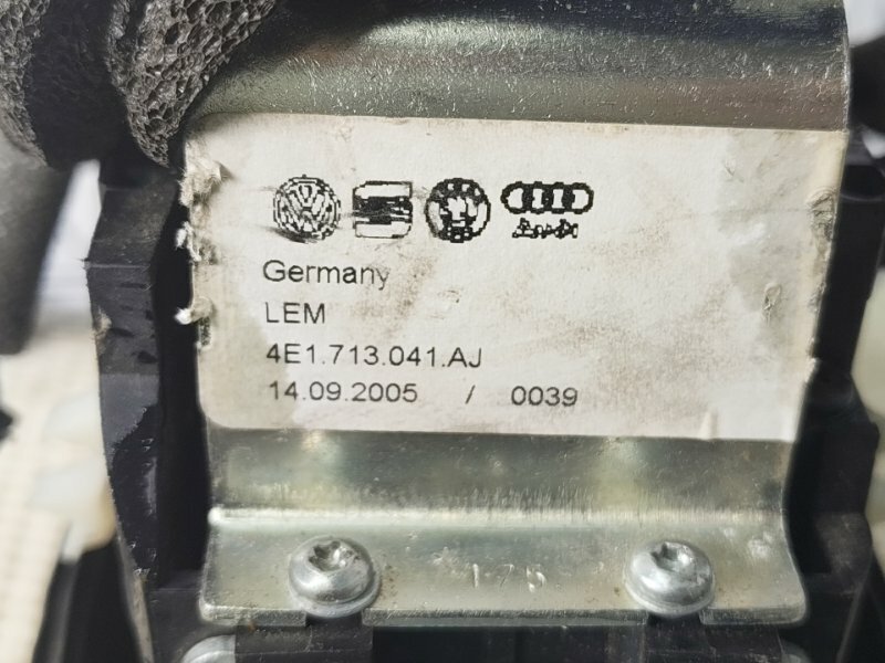 Кулиса Audi A8 D3 (4E) 2005 — фото 1
