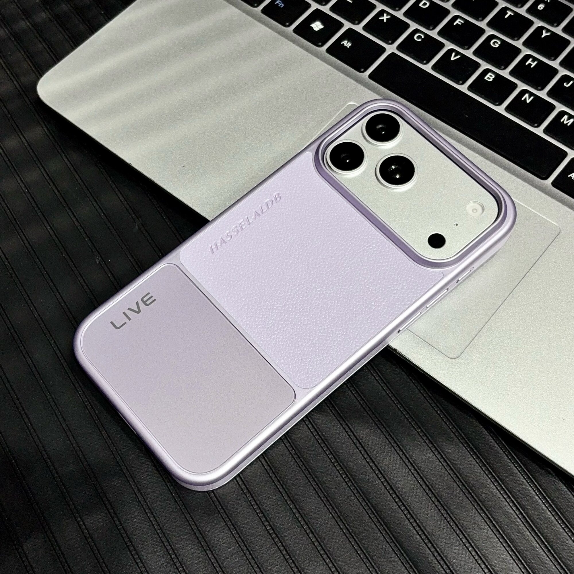 Чехол для Apple iPhone 17 Pro Max / Айфон 17 Про Макс, soft touch, чехол-кардиомонитор, искусственная кожа, поликарбонат (PC), защита камеры, ударопрочный, усиленные углы, Apple, Apple iPhone 17 Pro Max,