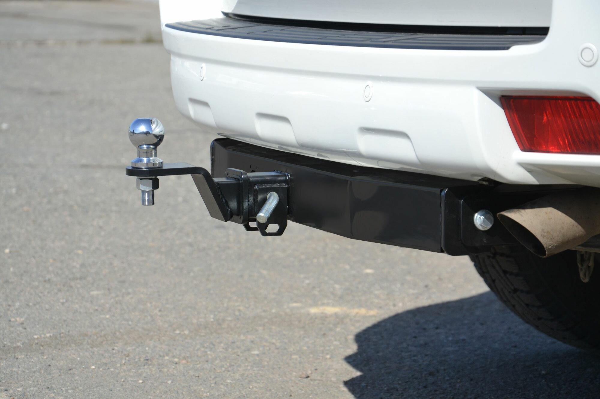 Фаркоп PT GROUP /съемный квадрат/ с черной накладкой для TOYOTA LAND CRUISER PRADO 150 2009-/ LEXUS GX 460 2010-2013(паспорт и сертификат в комплекте)(без электрики) арт. TPR-09-991129.00